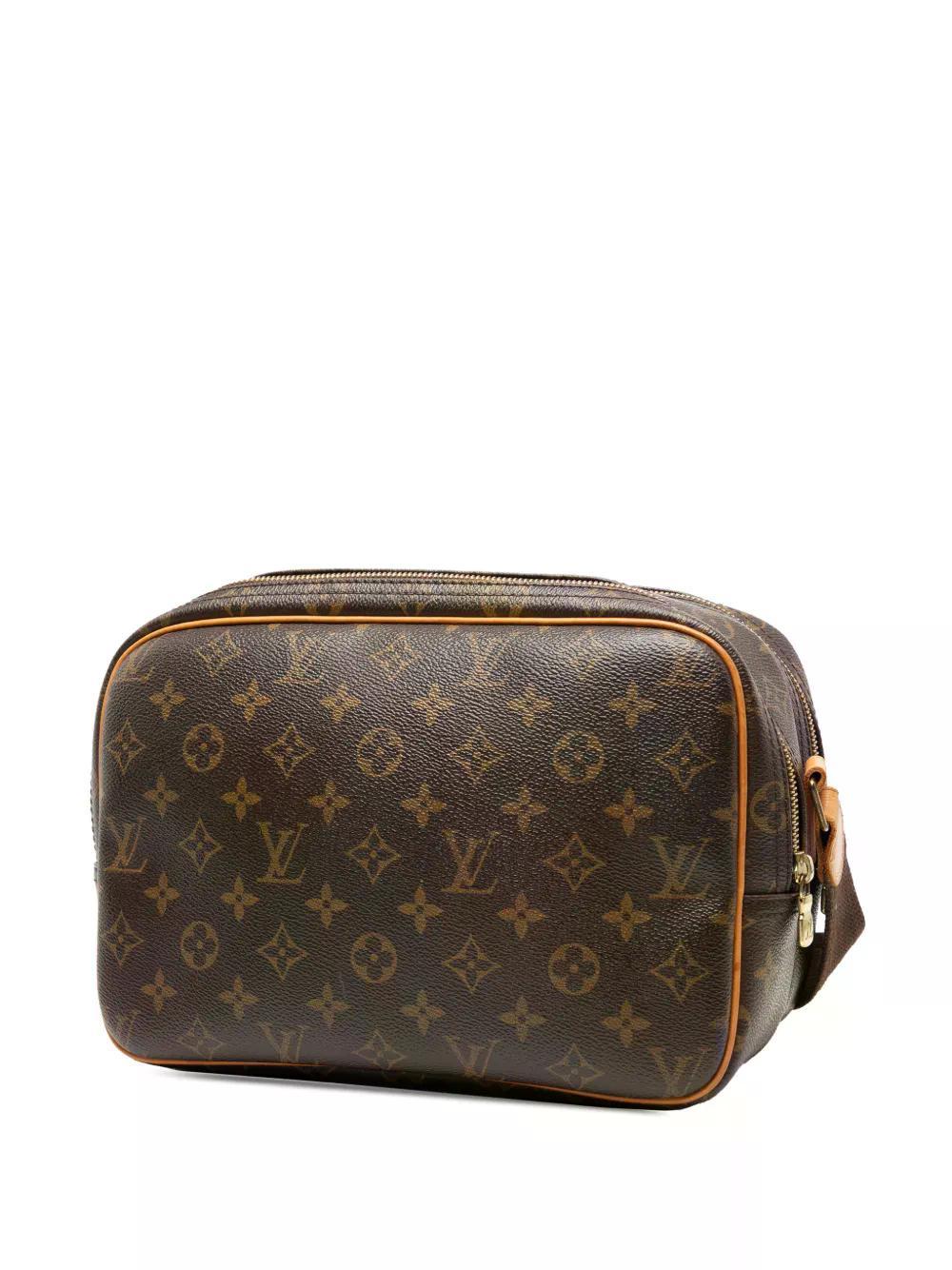 Louis Vuitton 2002 Monogram Reporter Pm Crossbody Bag - Brown