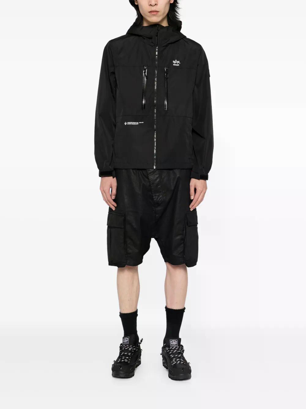 IZZUE Izzue Logo-Embroidered Jacket