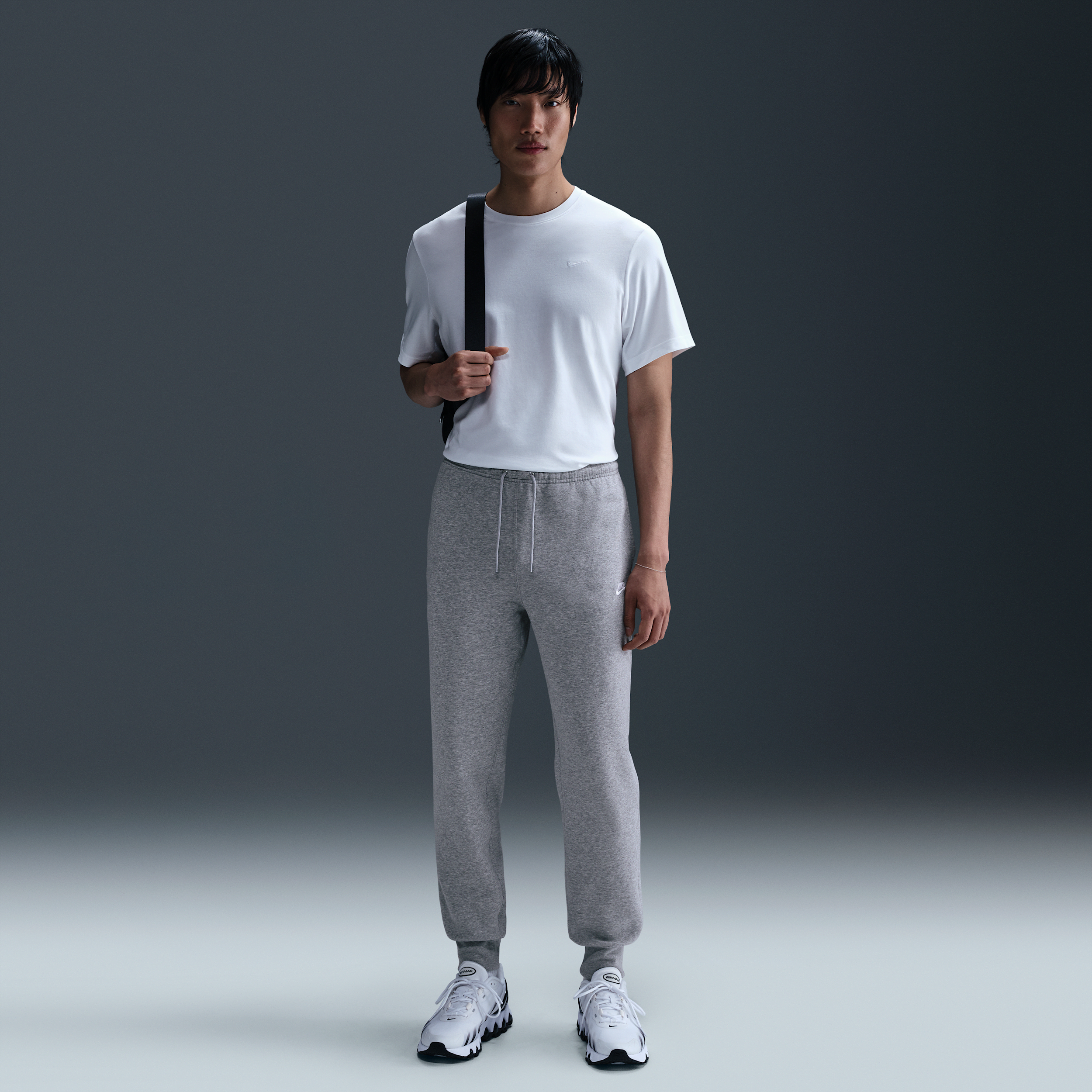 NIKE men's sportswear club jogger pants
