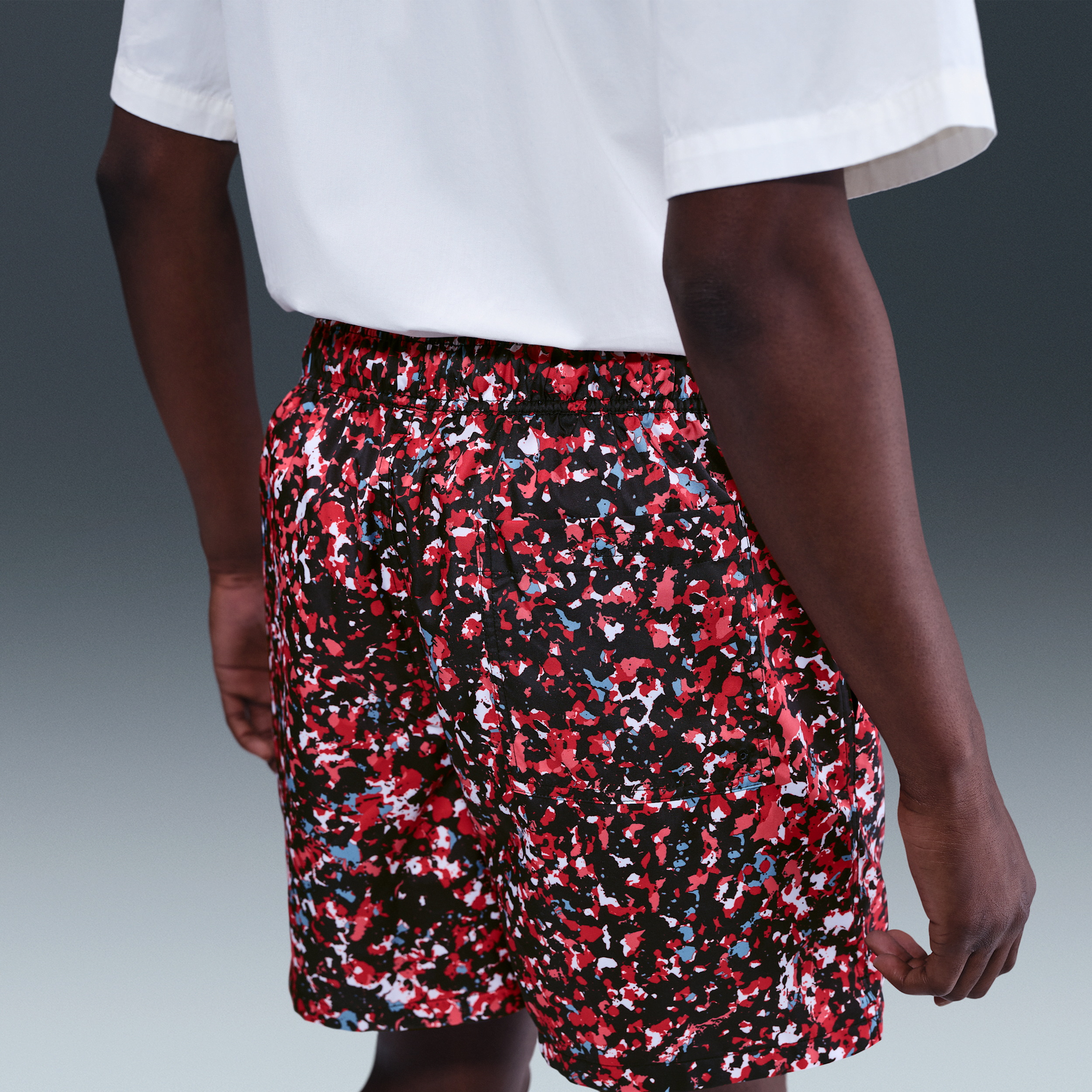 nike club woven shorts in red
