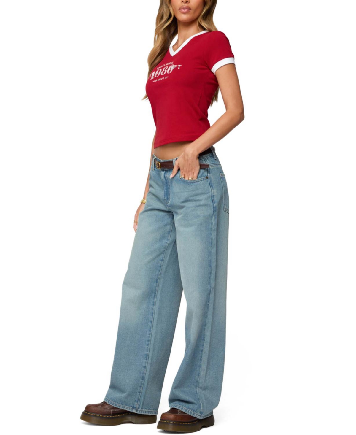 EDIKTED EDIKTED Santa Monica V-Neck T-Shirt
