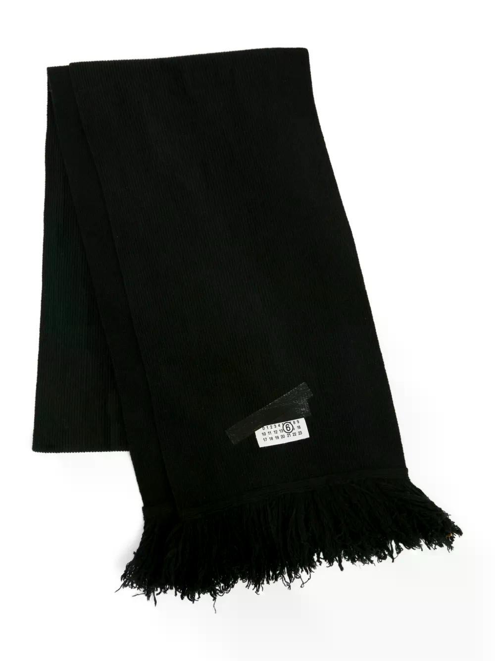 MAISON MARGIELA taped label wool scarf