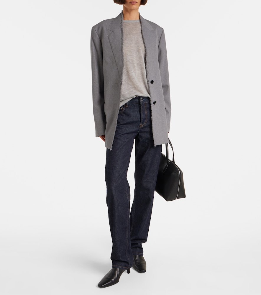 TOTÊME Toteme Low-Rise Straight Leg Jeans in True Vintage
