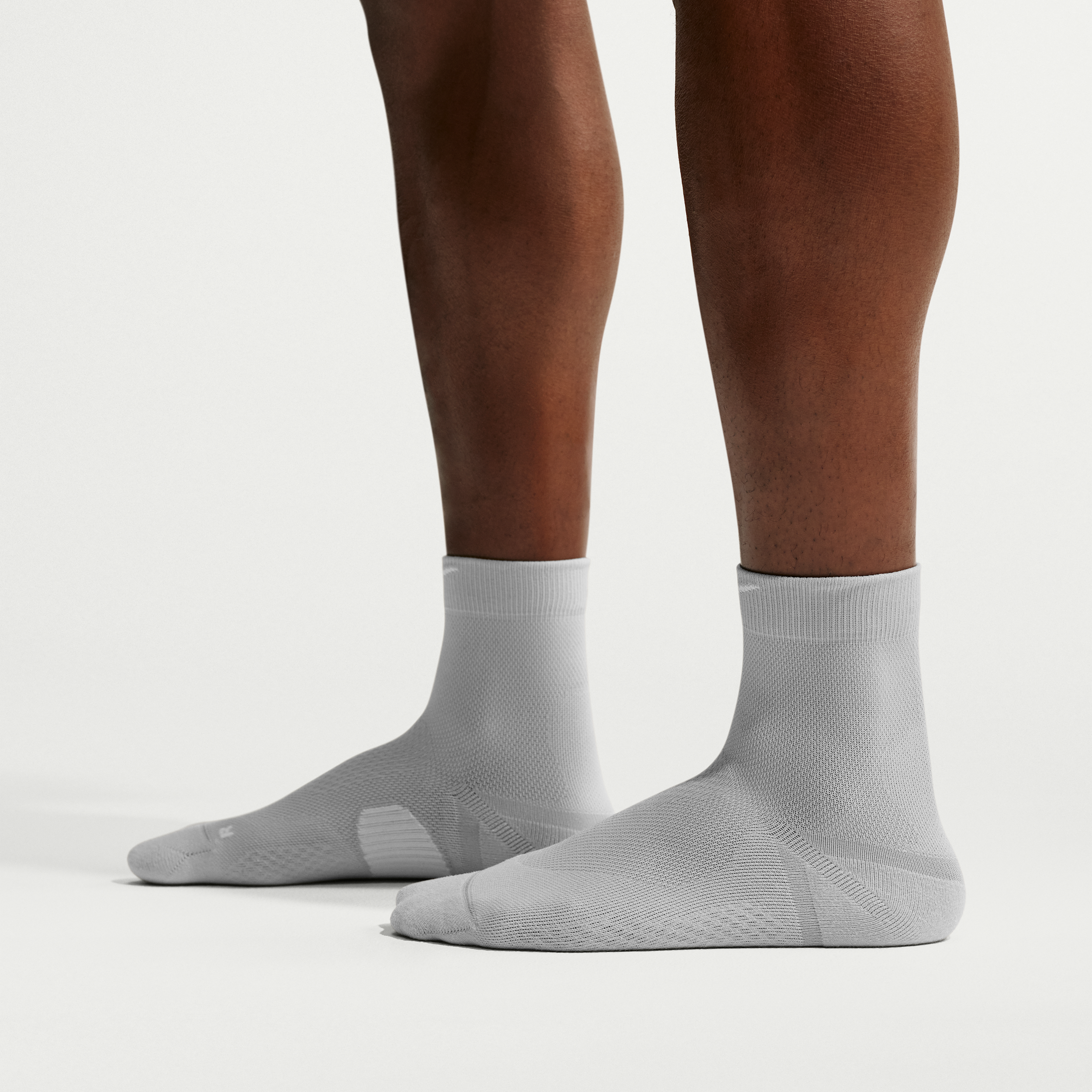 NIKE Nike Run Midweight Running Micro-Crew Socks