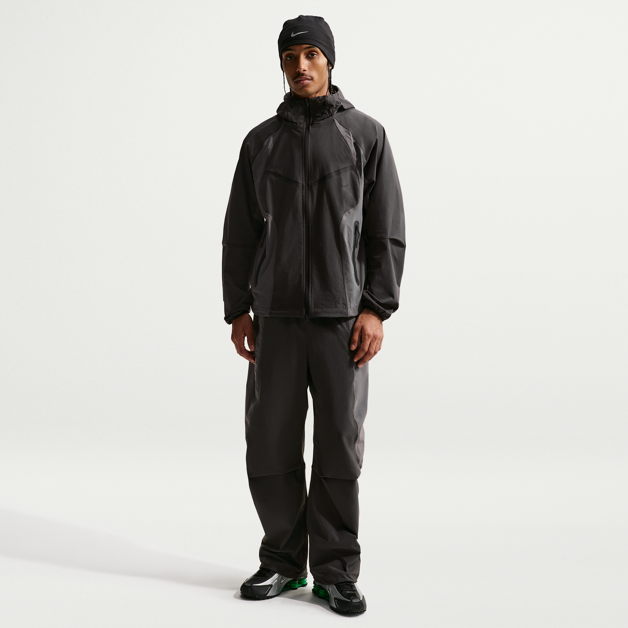 NIKE Tech Dri-FIT Woven Full-Zip Color-Block Windrunner Jacket