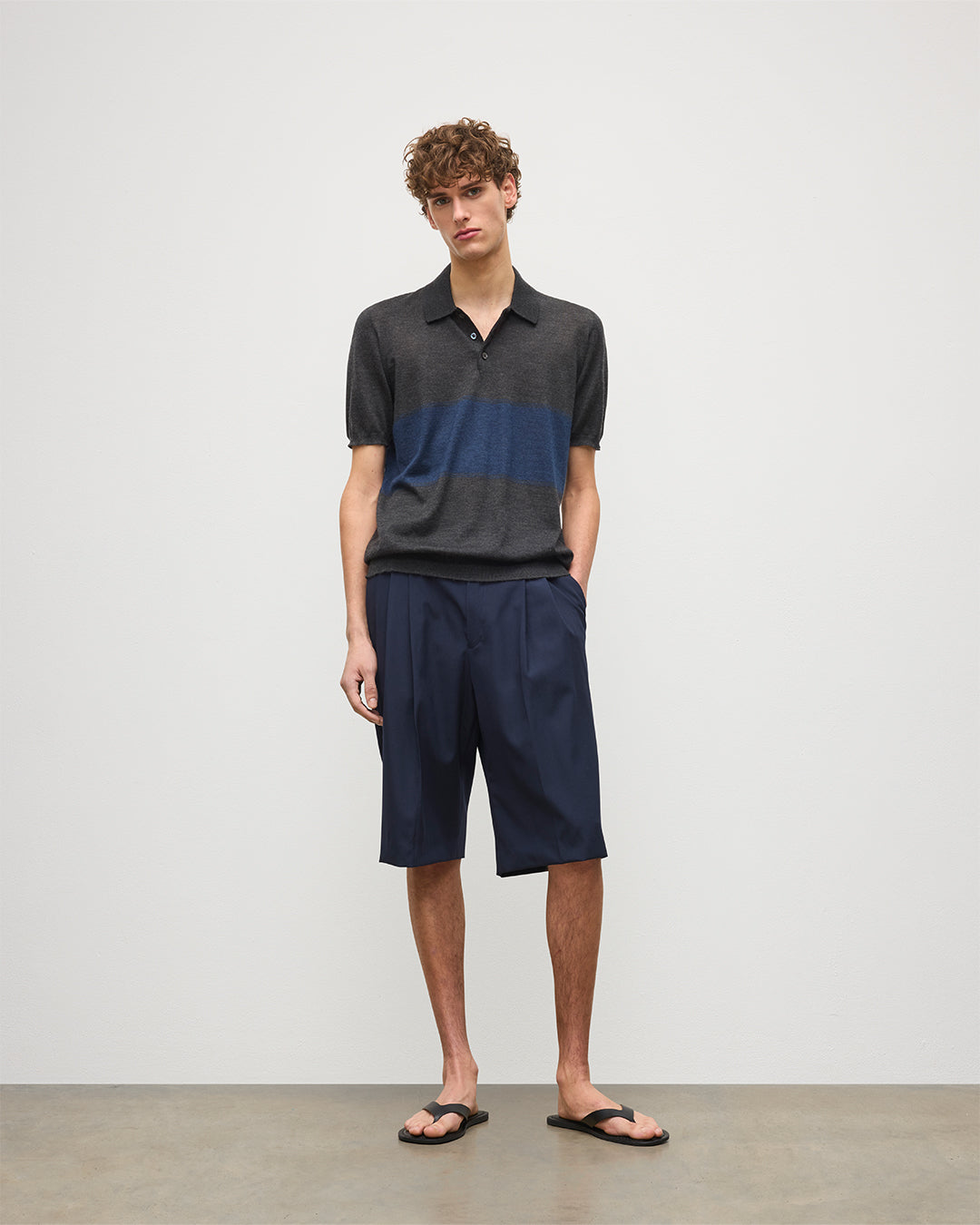 JOHNSTONS OF ELGIN mack grey & navy uperfine cahmere polo hirt