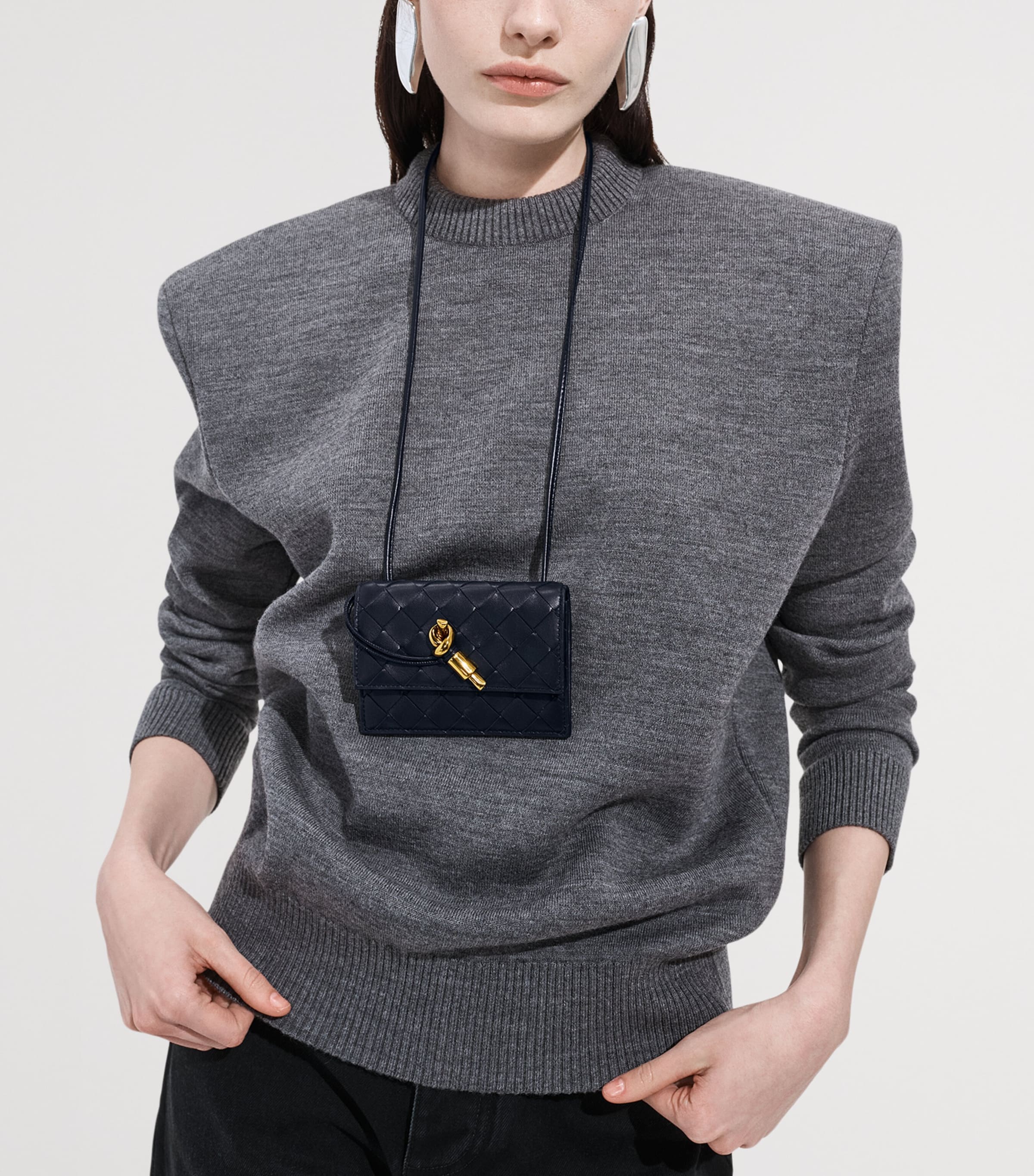 BOTTEGA VENETA leather intrecciato andiamo badge holder