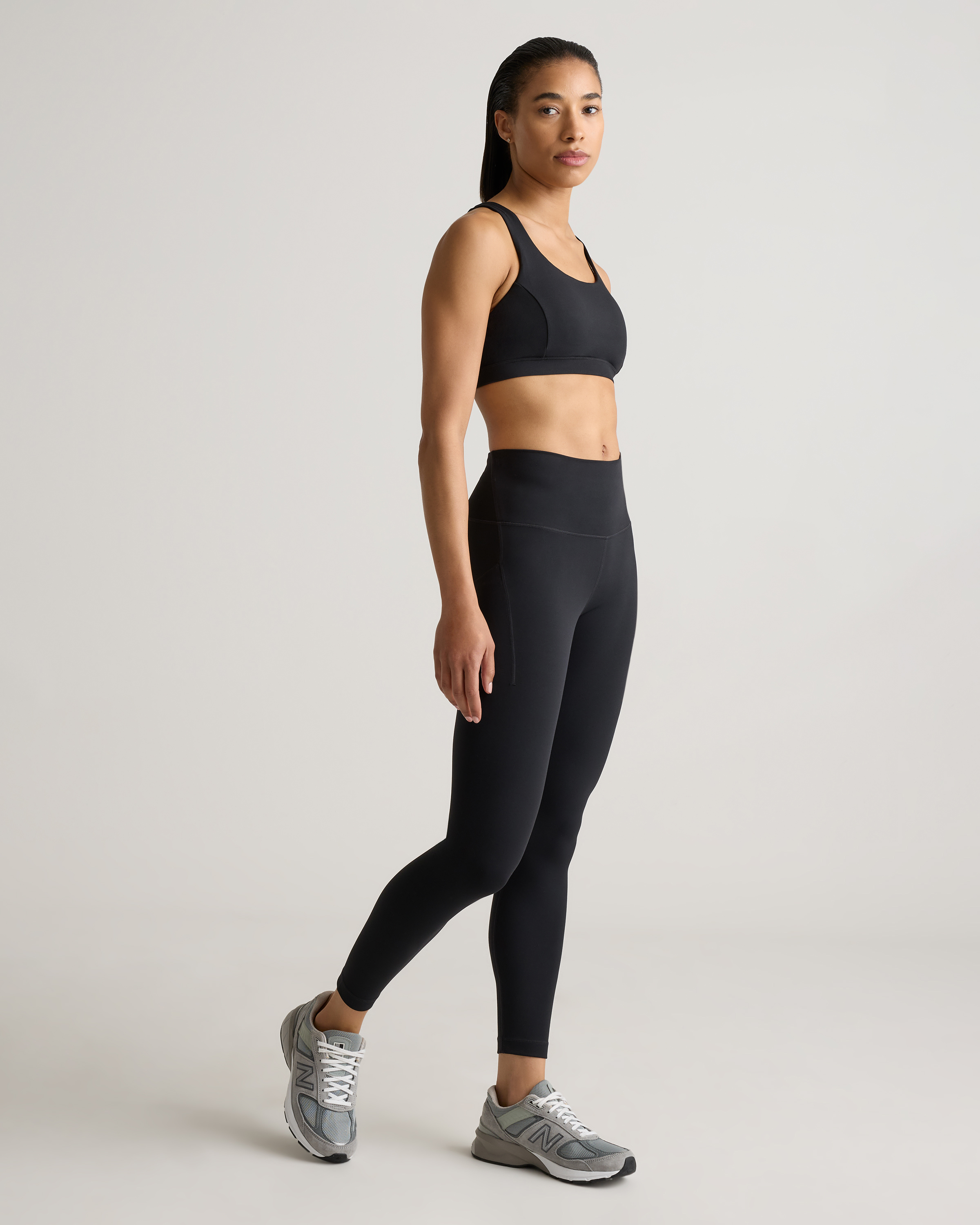 QUINCE women's power-up high-rise training pocket legging