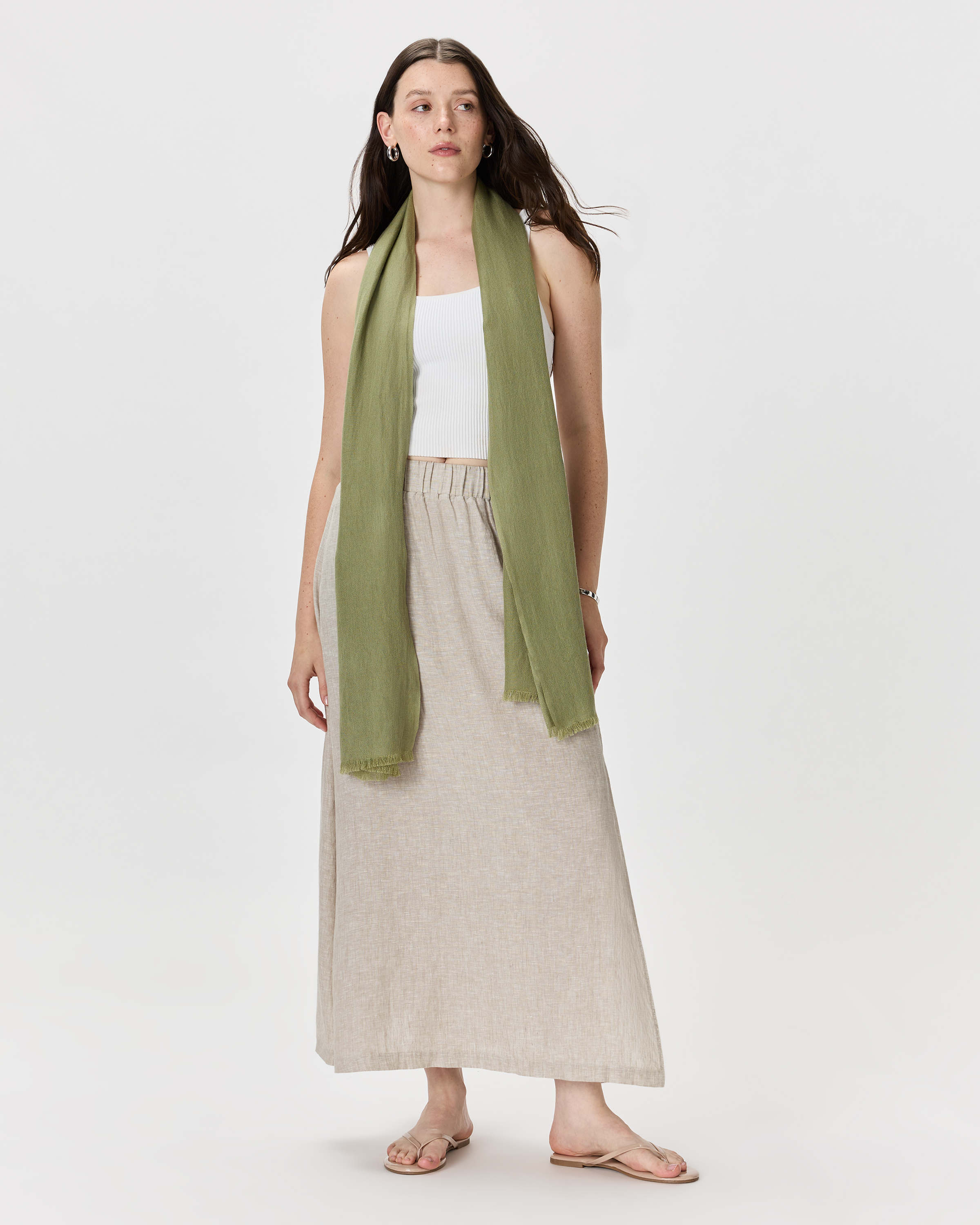QUINCE women's featherweight cashmere silk frayed edge scarf