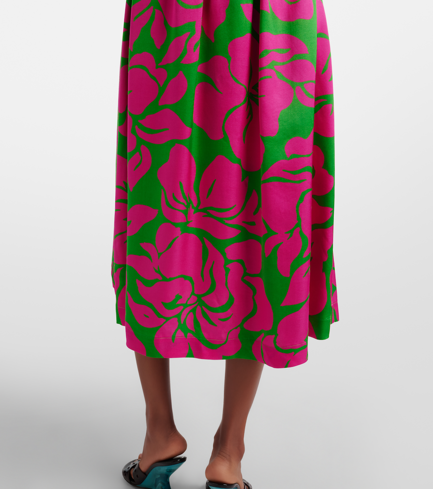 lisbeth floral cap sleeve satin midi dress Petal And Pup Lisbeth Floral Cap Sleeve Satin Midi Dress In Green Floral