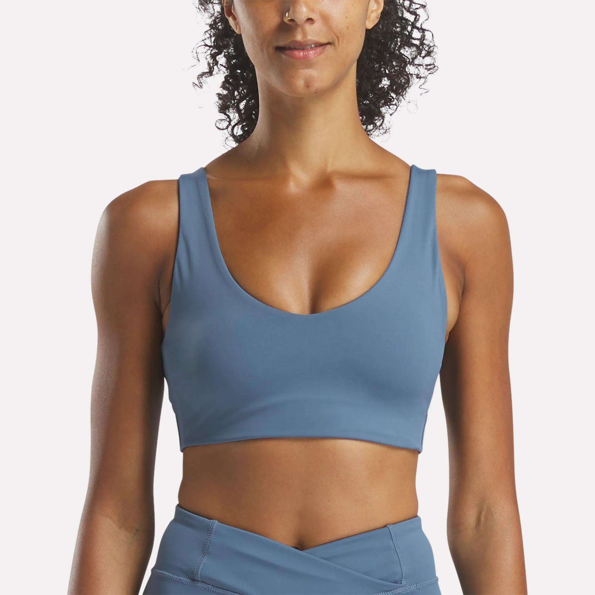 Alo Yoga Airlift Ribbed Jump Start V-Neck Bra - Black | Editorialist