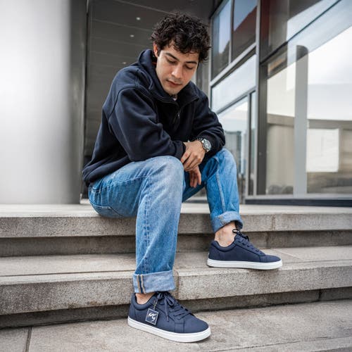 FUEGO Low-Top Dance Sneaker