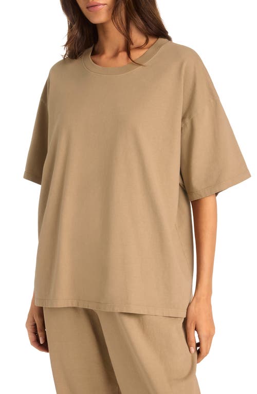 VITAMIN A® Oversized Boyfriend T-Shirt
