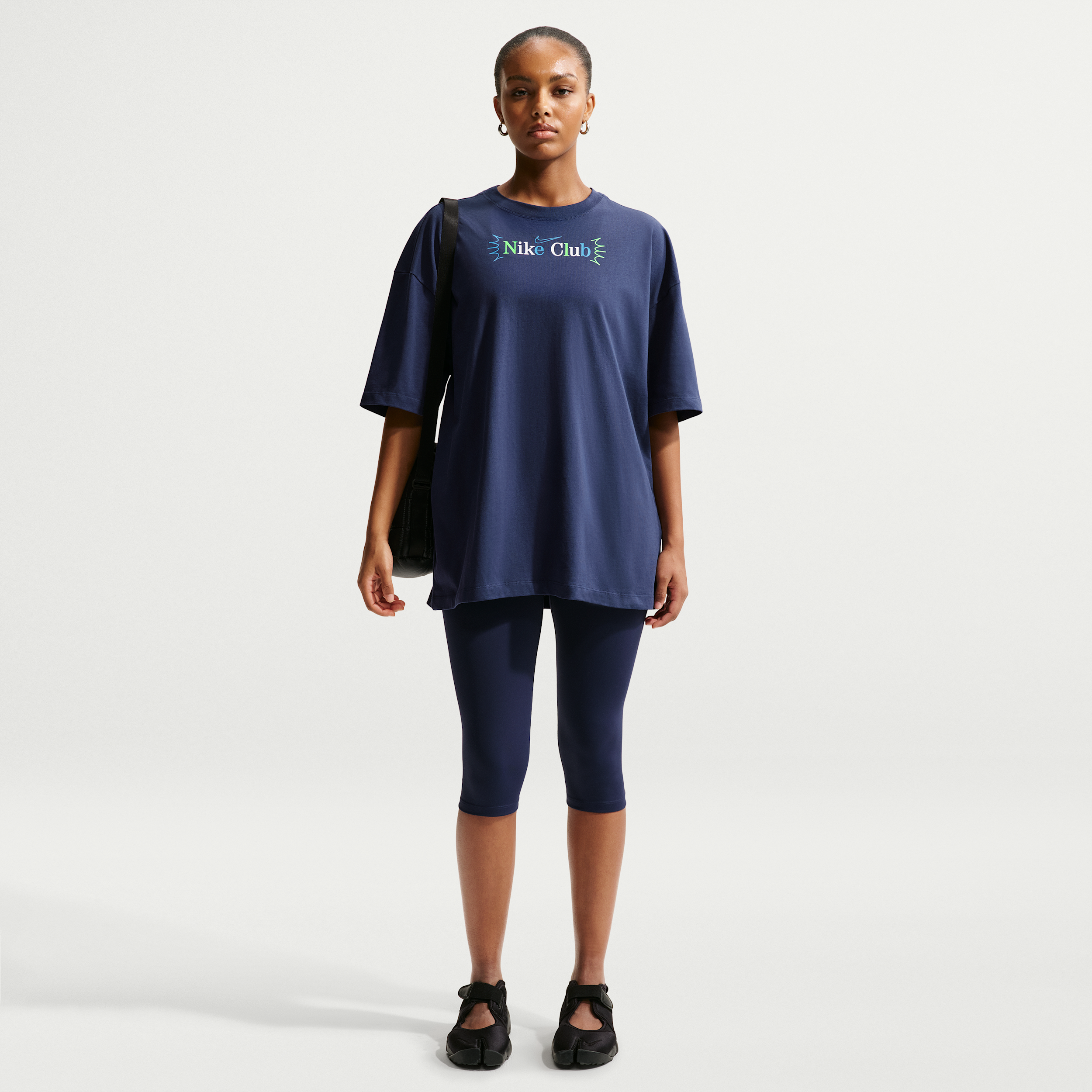 NIKE Sportswear Classic Oversized T-Shirt