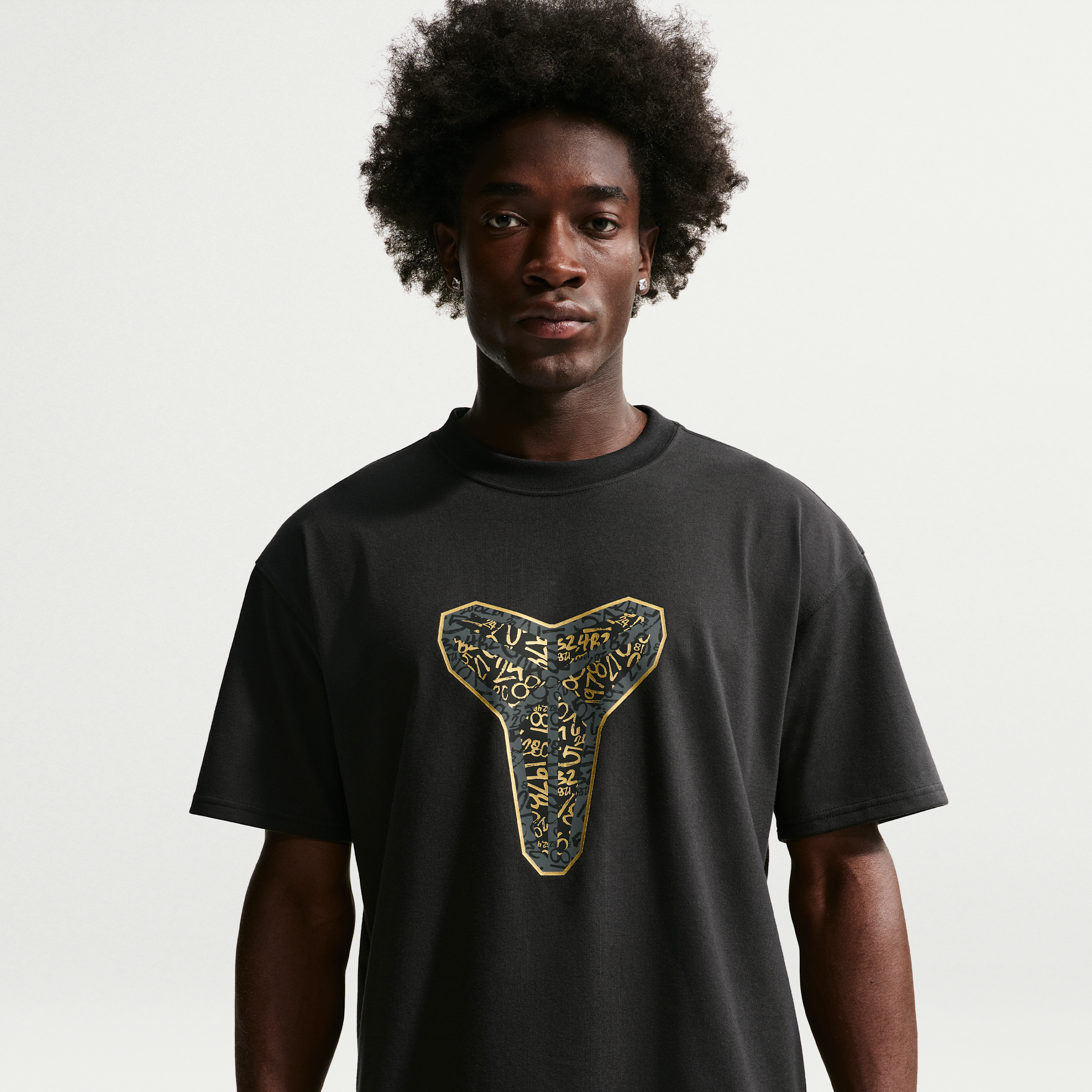 NIKE men's kobe "mamba day" dri-fit max90 t-shirt