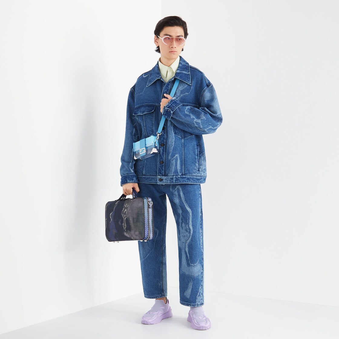 FENDI Fendi Contrasted Logo Motif Straight Leg Denim Trousers