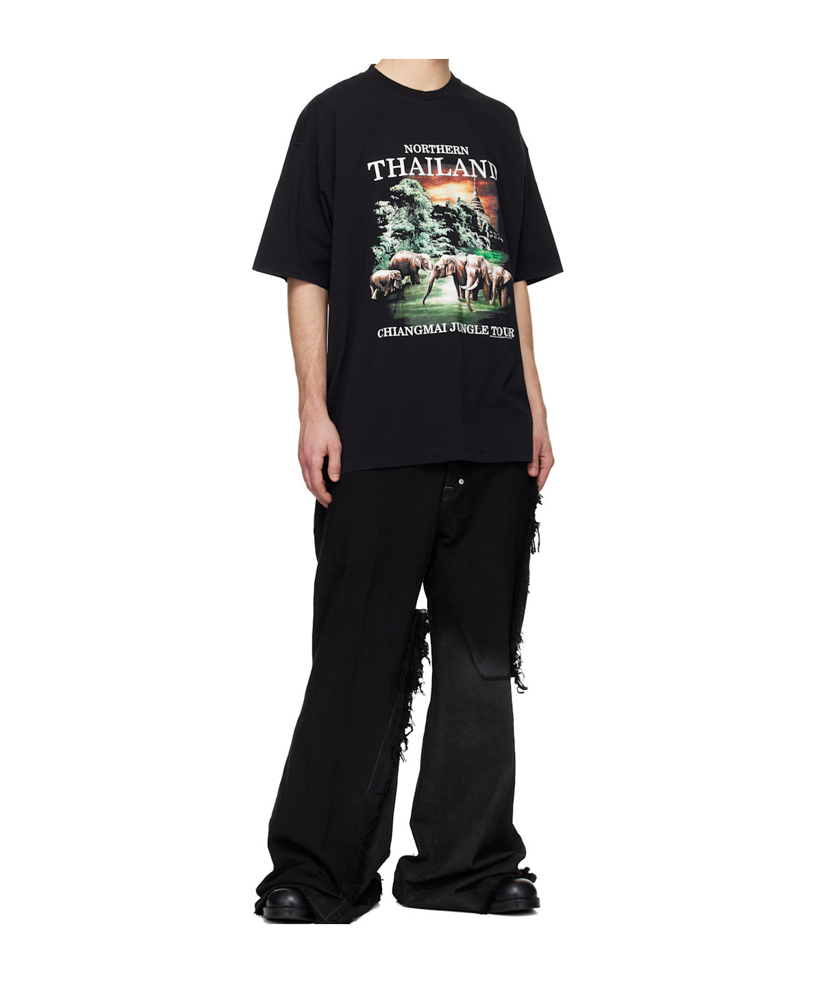 VETEMENTS Vetements Graphic Printed Crewneck T-Shirt