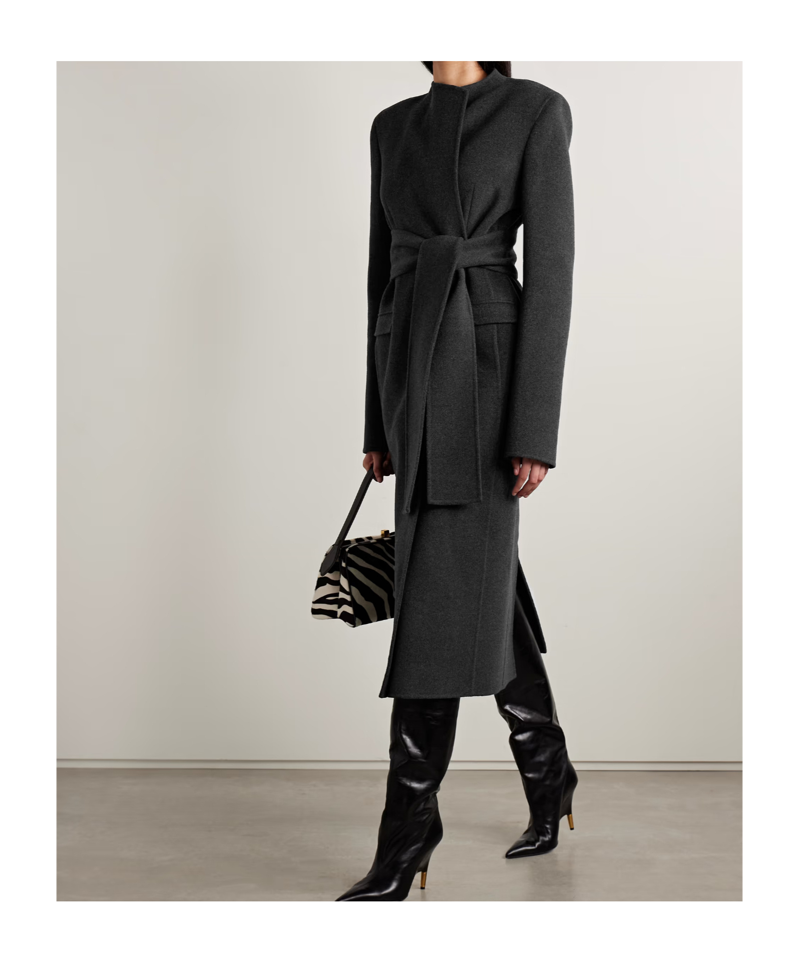 KHAITE Khaite Jelson Belted Coat