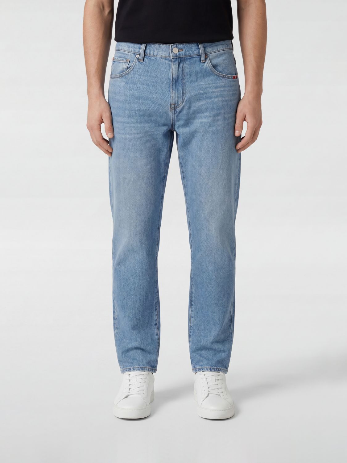 AMISH Amish James Straight Cotton Denim Jeans