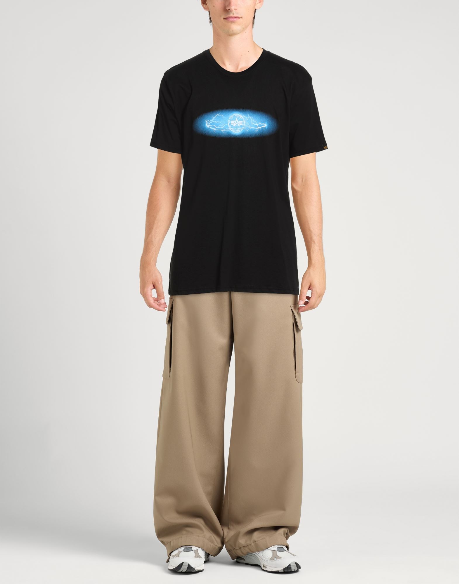 ALPHA INDUSTRIES man t-shirt black size l cotton