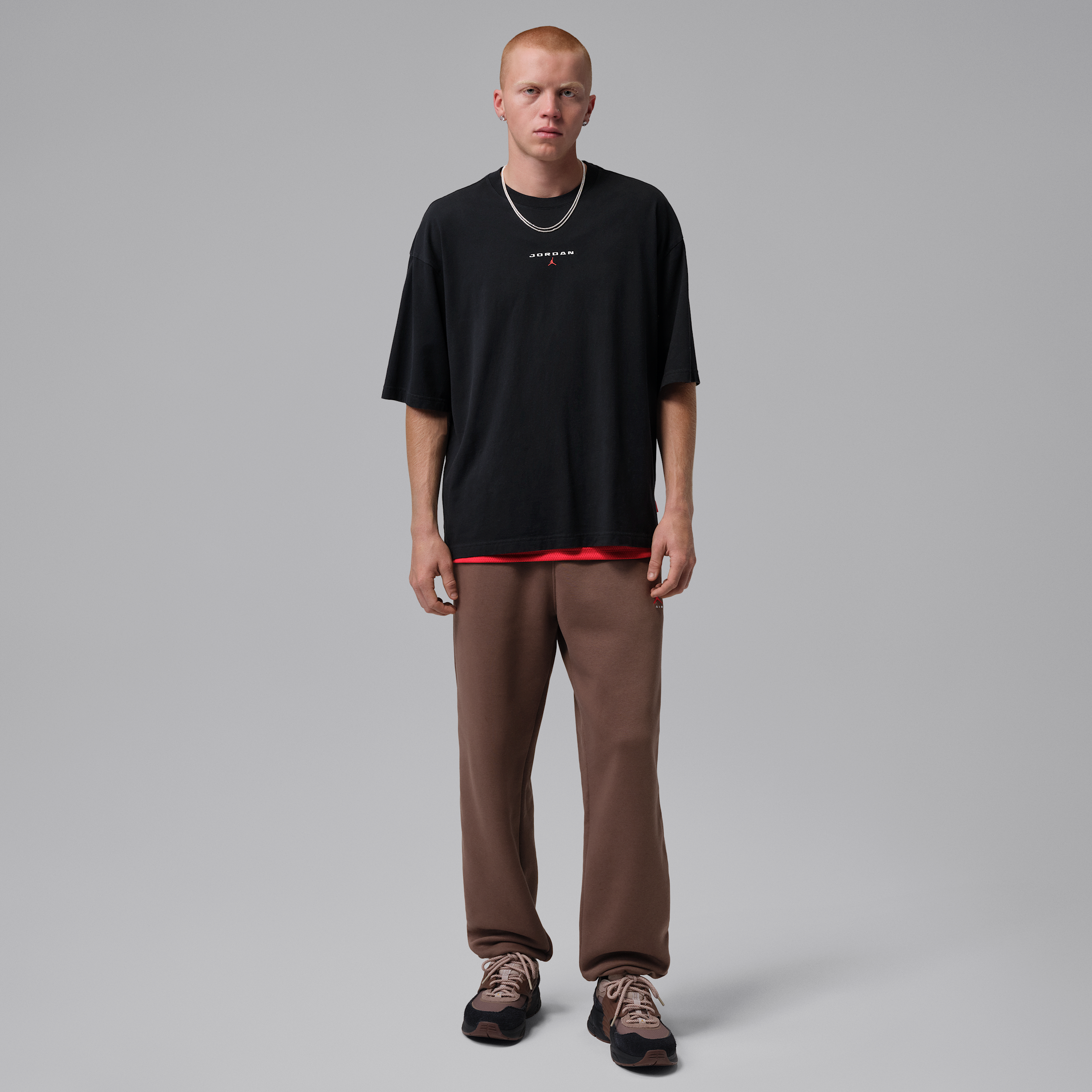 JORDAN men's flight essentials oversized patch t-shirt