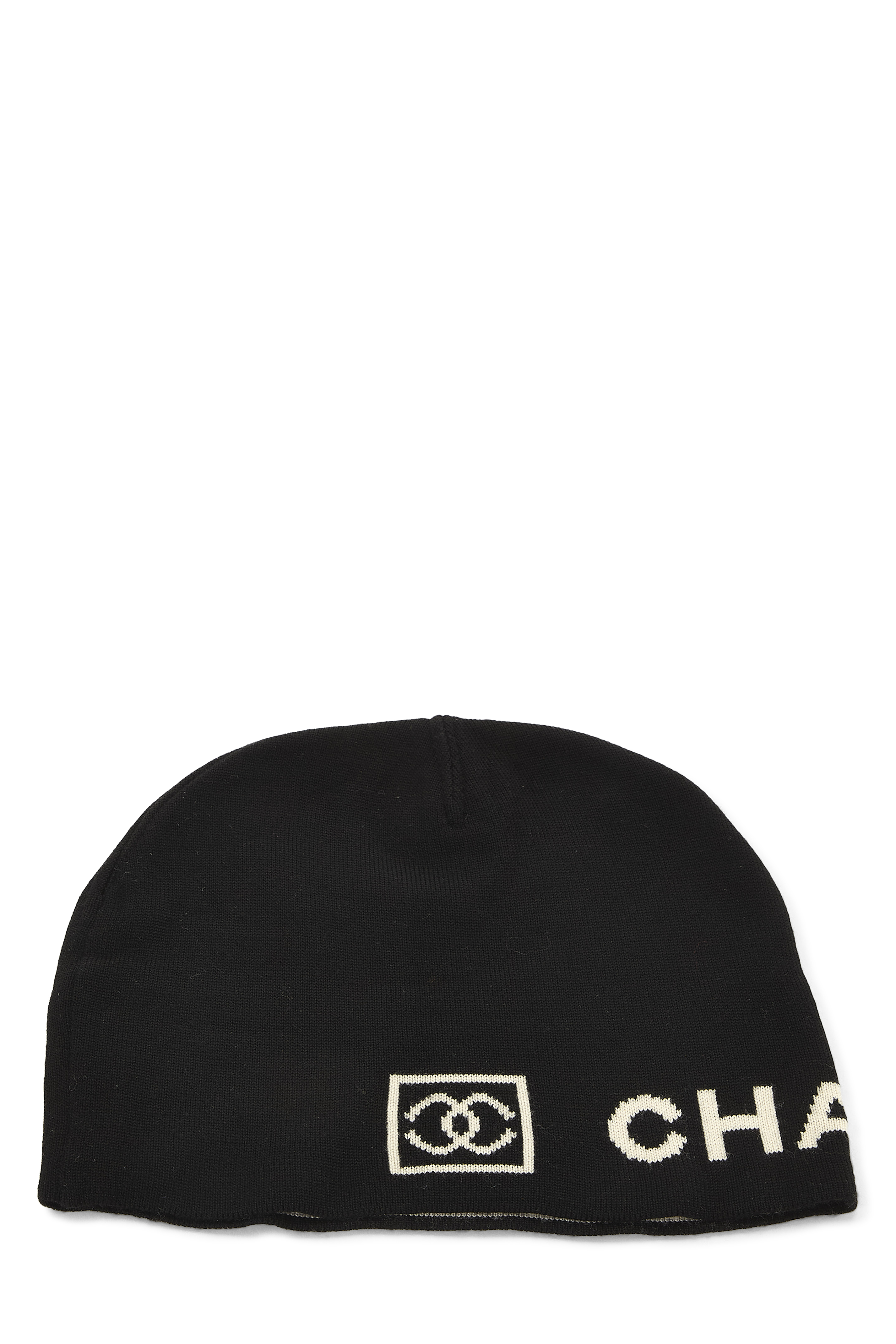 CHANEL Black and Red CC Logo Knit Hat Photo by @sneakeration_vn Order requested C h a n e l  main image 3