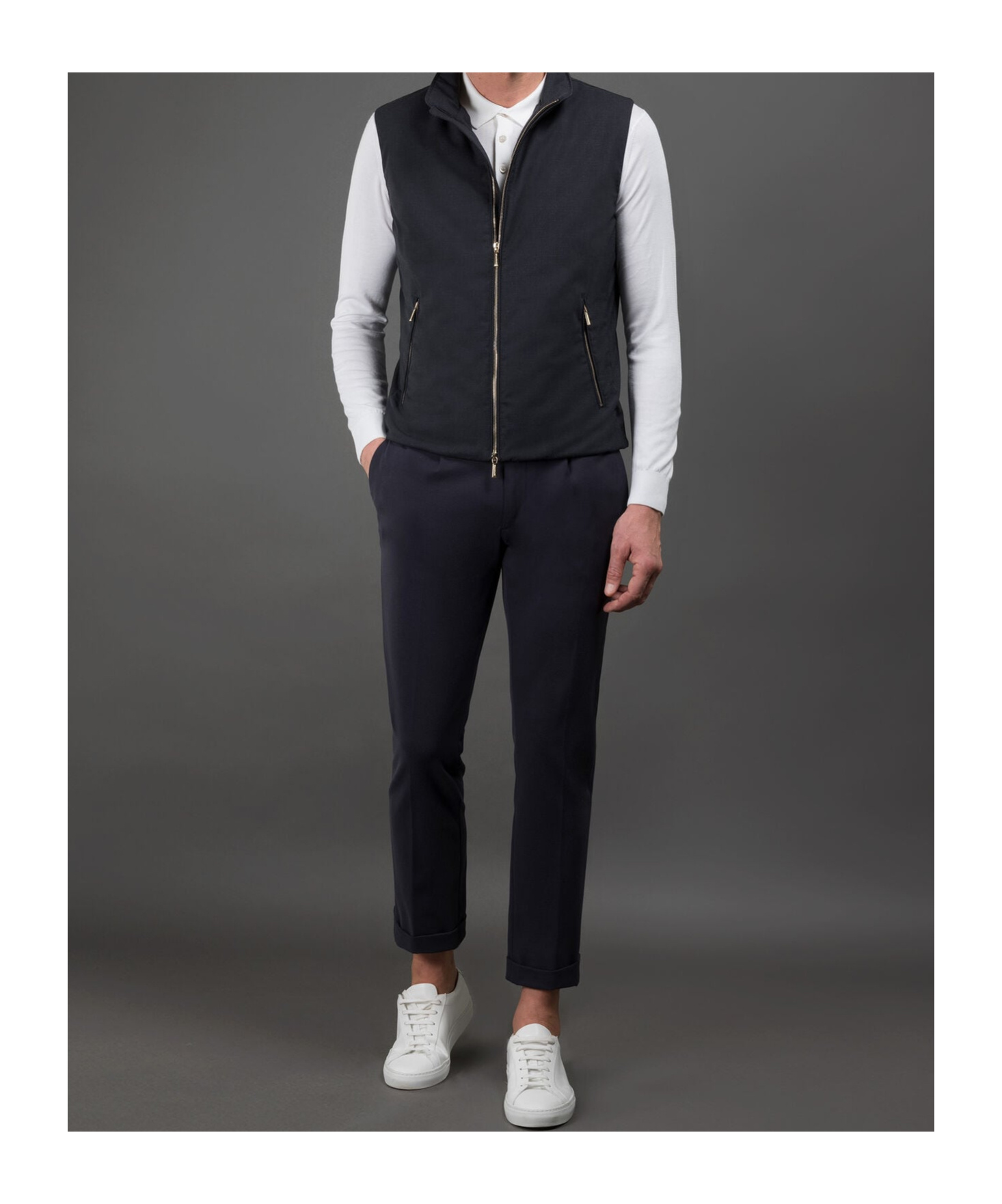 MOORER Moorer Sleeveless Vest with Stand Collar and Zip-Up Closure