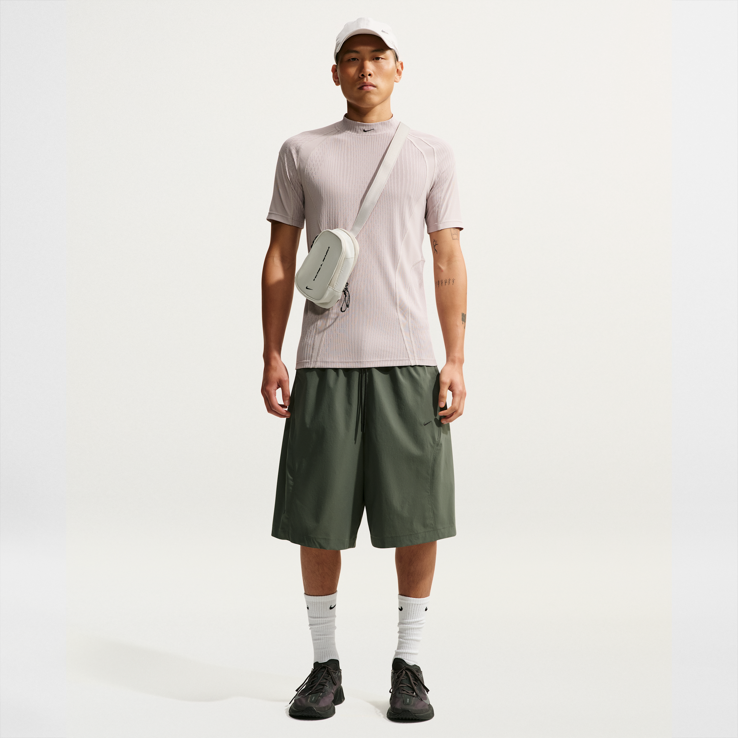 NIKE Nike Commute Tech Crossbody Bag