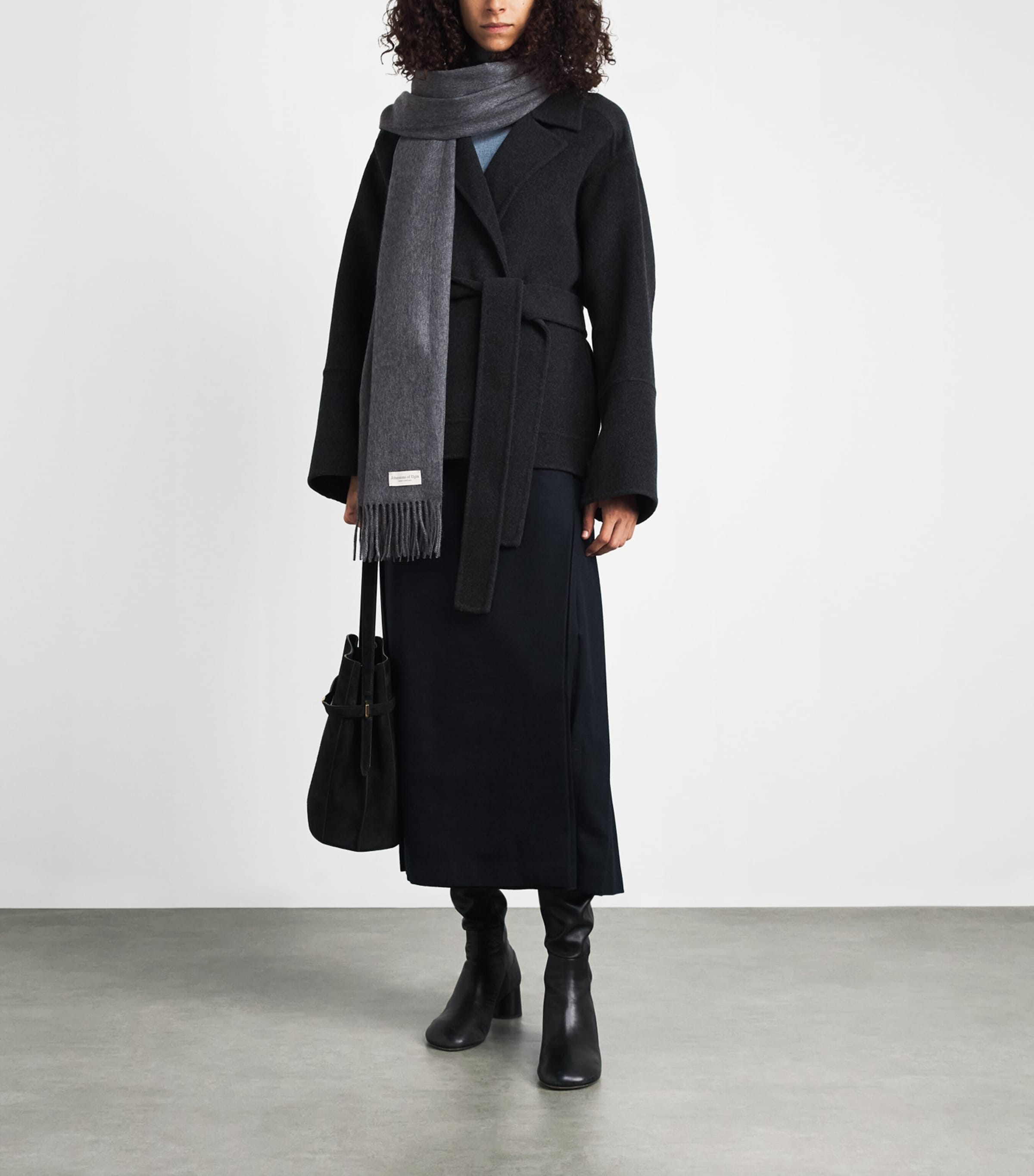 JOHNSTONS OF ELGIN cashmere wide scarf