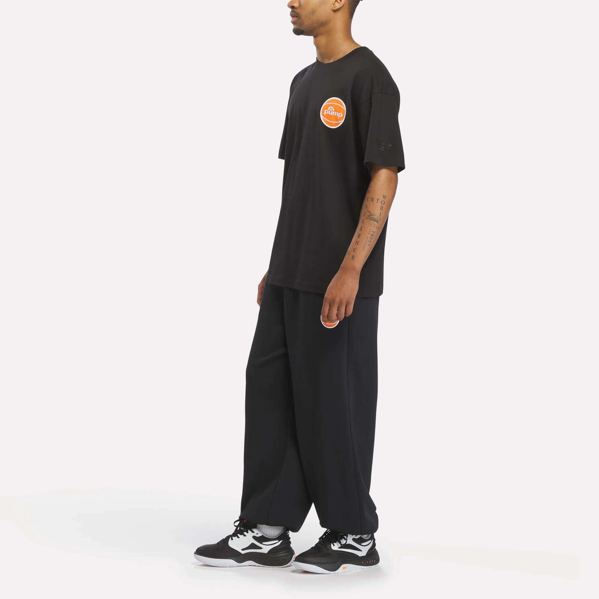 REEBOK pump og t-shirt