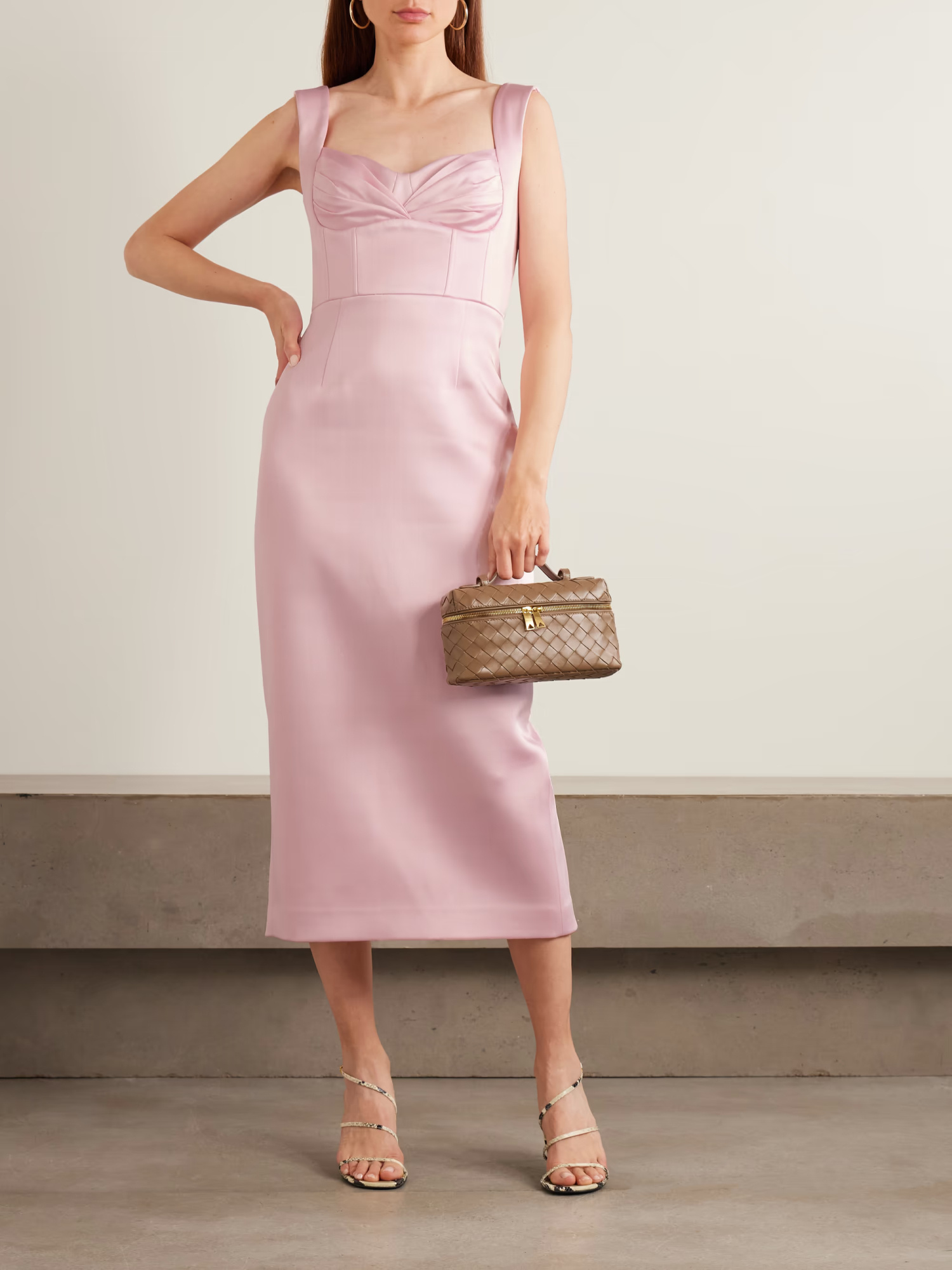 REBECCA VALLANCE Rebecca Vallance Aymee Sweetheart Neckline Midi Dress