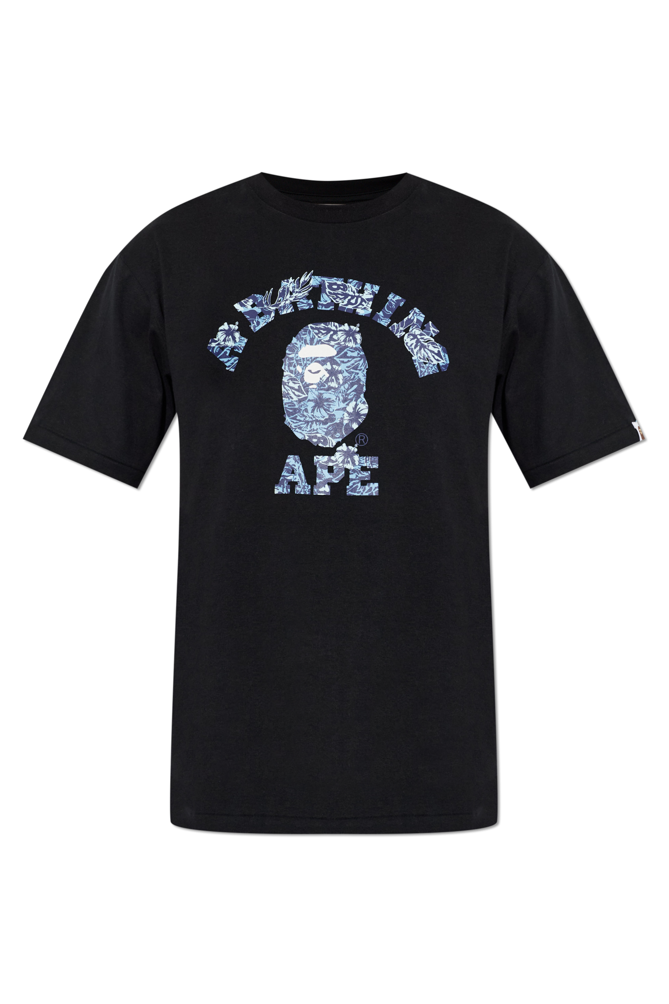 A BATHING APE t-shirt with print