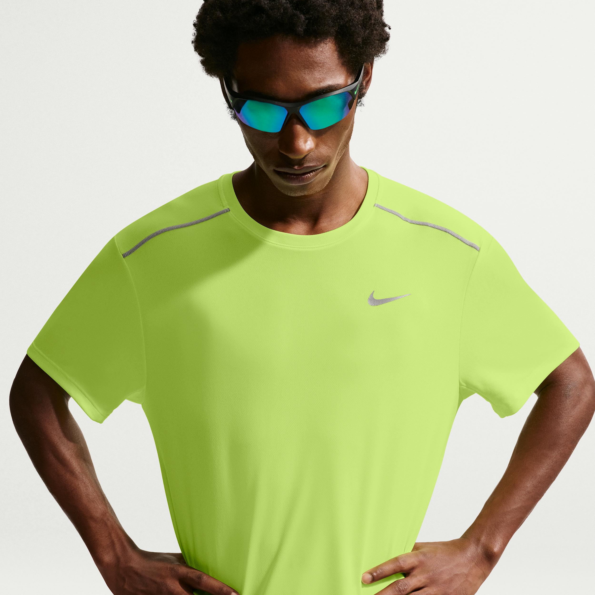NIKE Nike Miler Dri-FIT Short-Sleeve Running Top