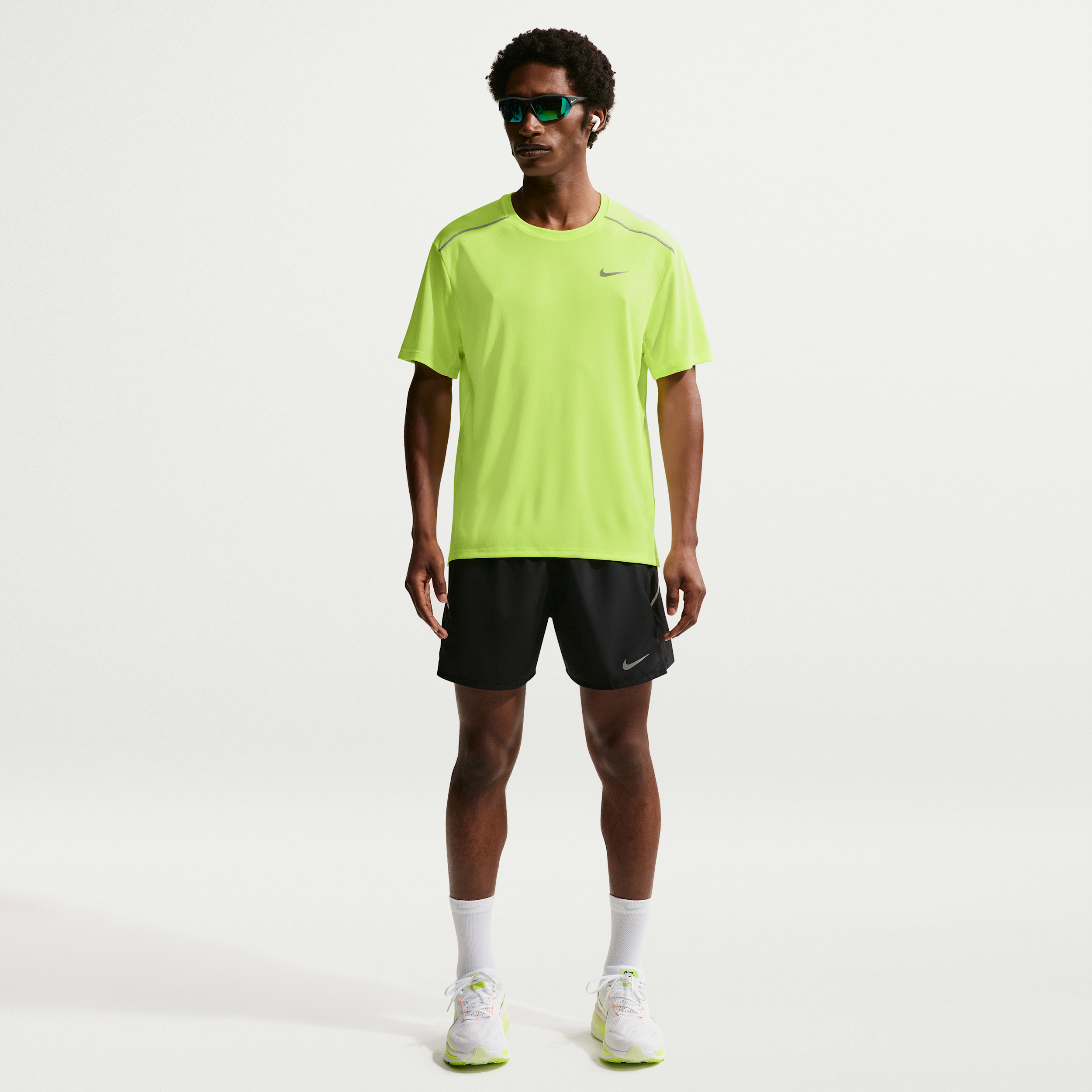 NIKE Nike Miler Dri-FIT Short-Sleeve Running Top
