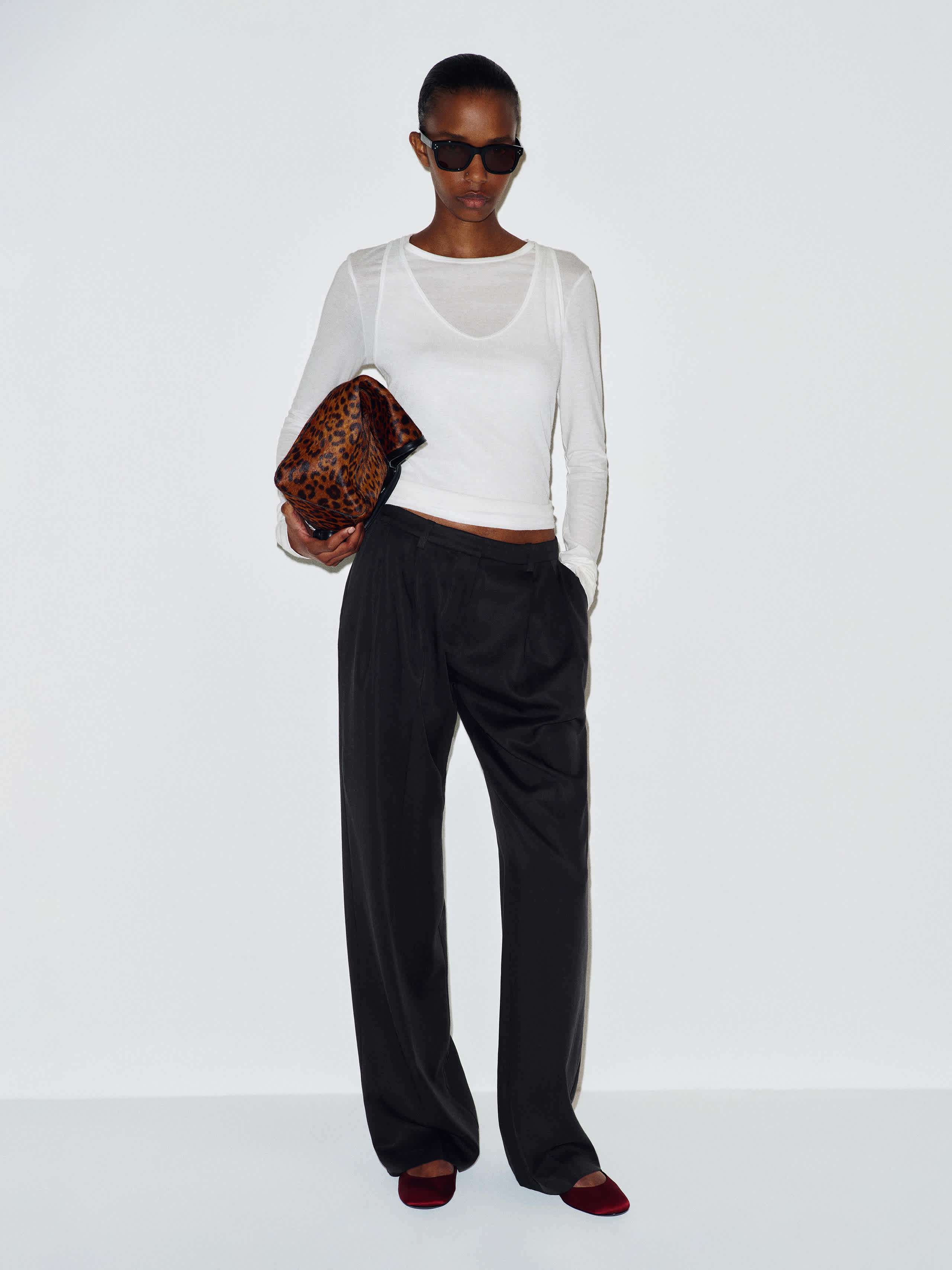 REFORMATION Reformation Frances Low Rise Relaxed Pant