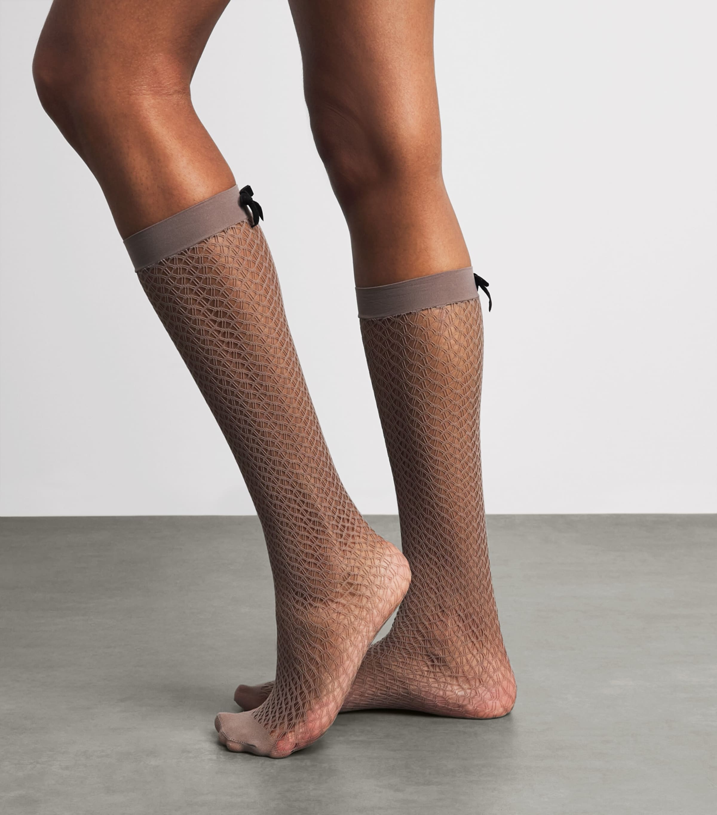 FALKE Falke Knee-High Socks with Velvet Ribbon Trim