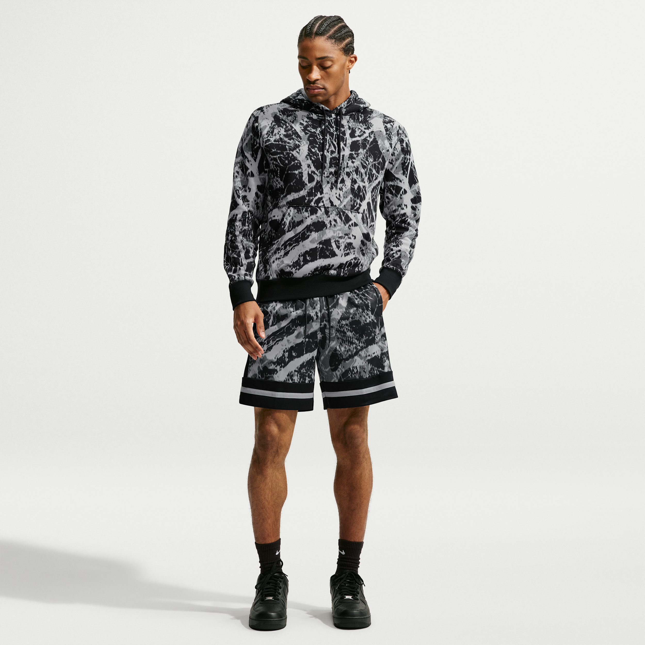 NIKE NIKE 8" Dri-Fit Basketball Shorts