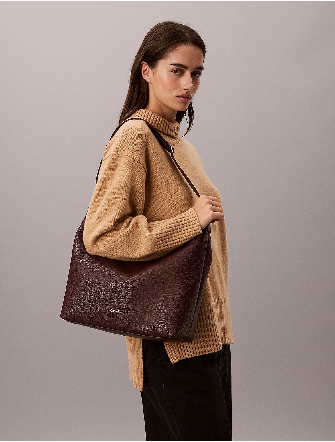 CALVIN KLEIN Calvin Klein Logo Strap Shoulder Bag