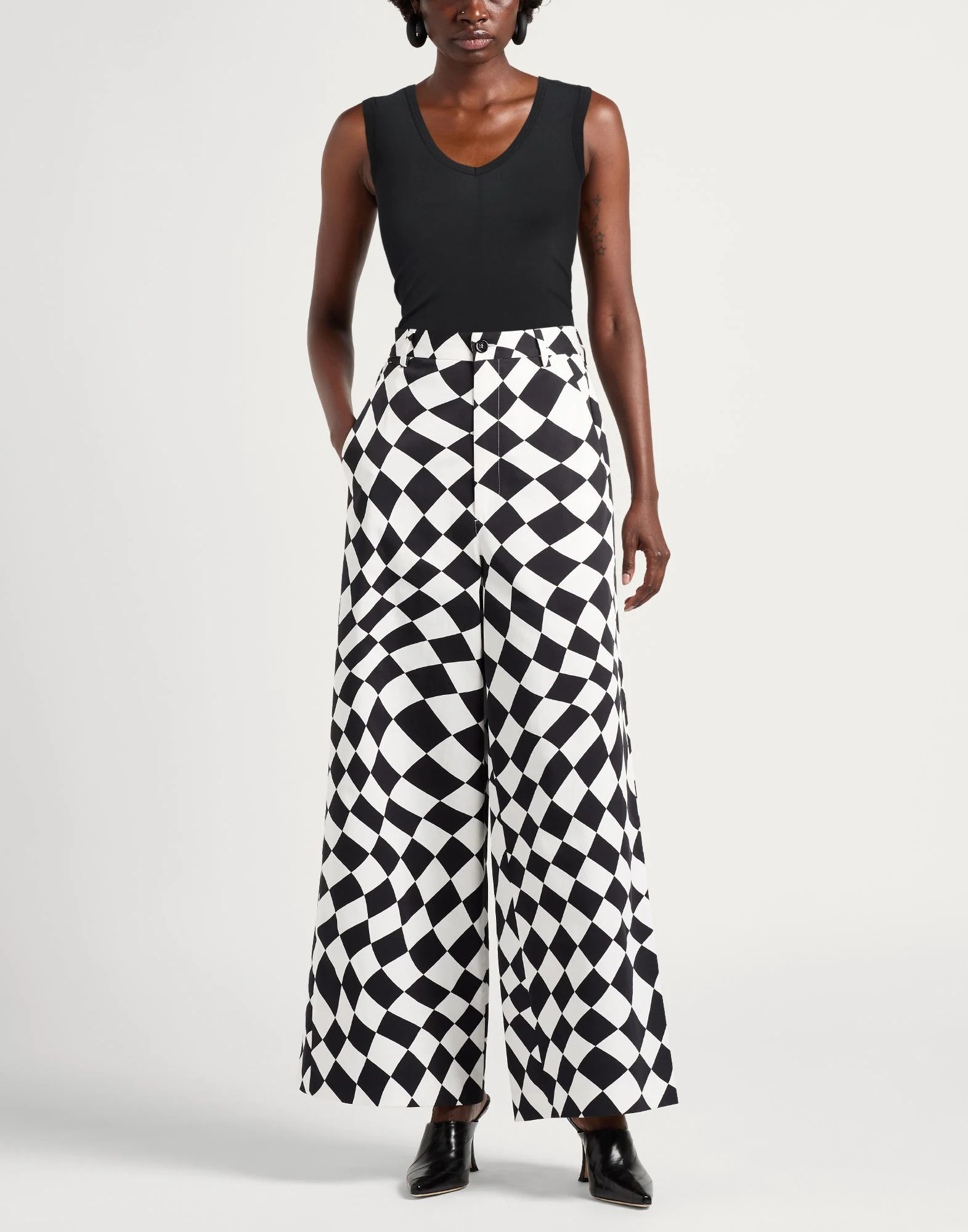 RAG & BONE Rag & Bone Sleeveless V-Neck Top