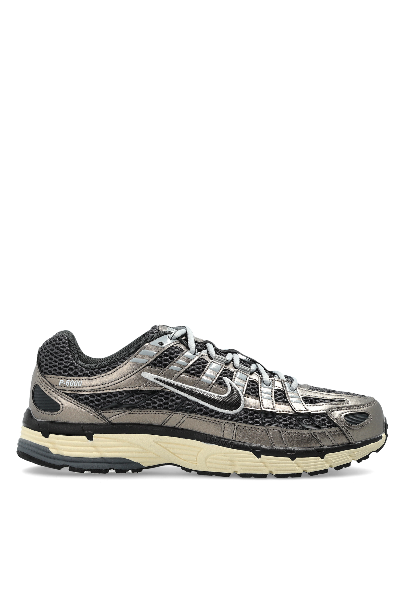 NIKE Nike P-6000 SE Sports Shoes