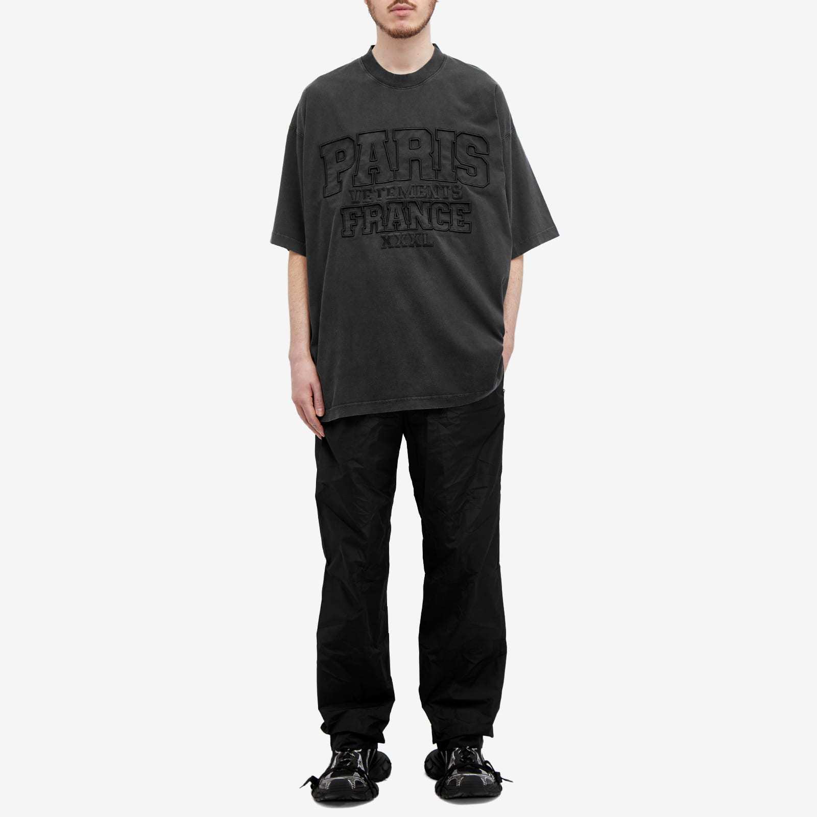 VETEMENTS Vetements Logo Detailed Crewneck T-Shirt