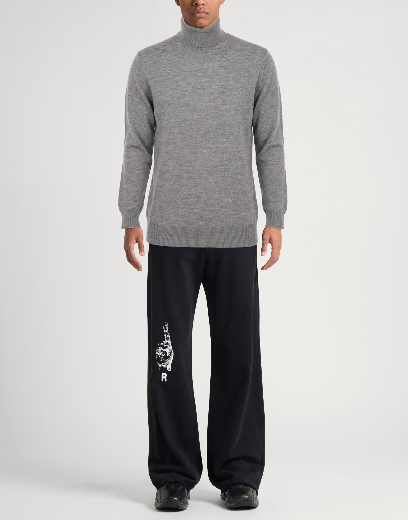 MAISON MARGIELA man turtleneck grey size s acrylic, virgin wool, cow leather