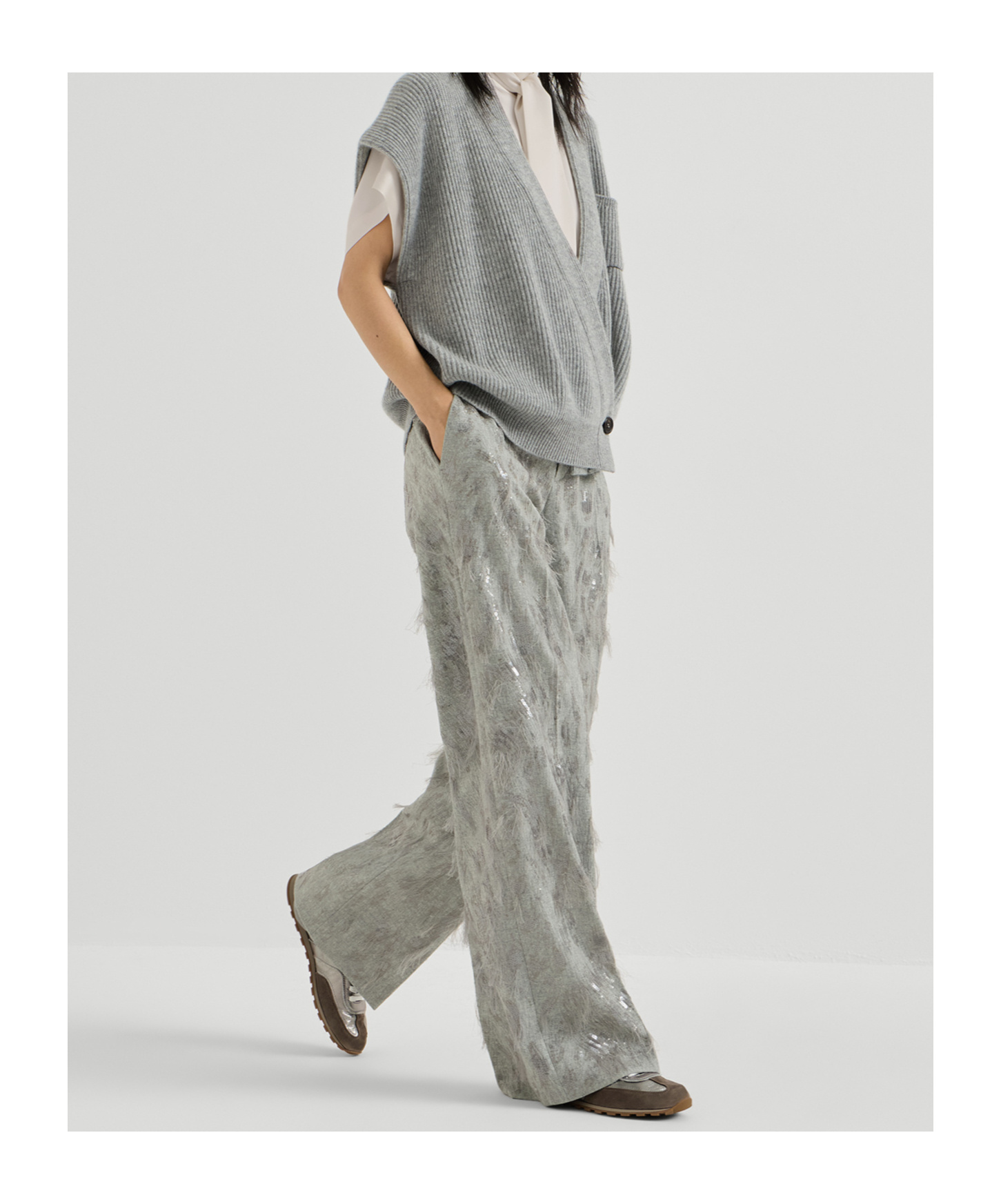 BRUNELLO CUCINELLI Brunello Cucinelli Virgin Wool and Cashmere Flannel Loose Flared Trousers with Dazzling Lynx Embroidery