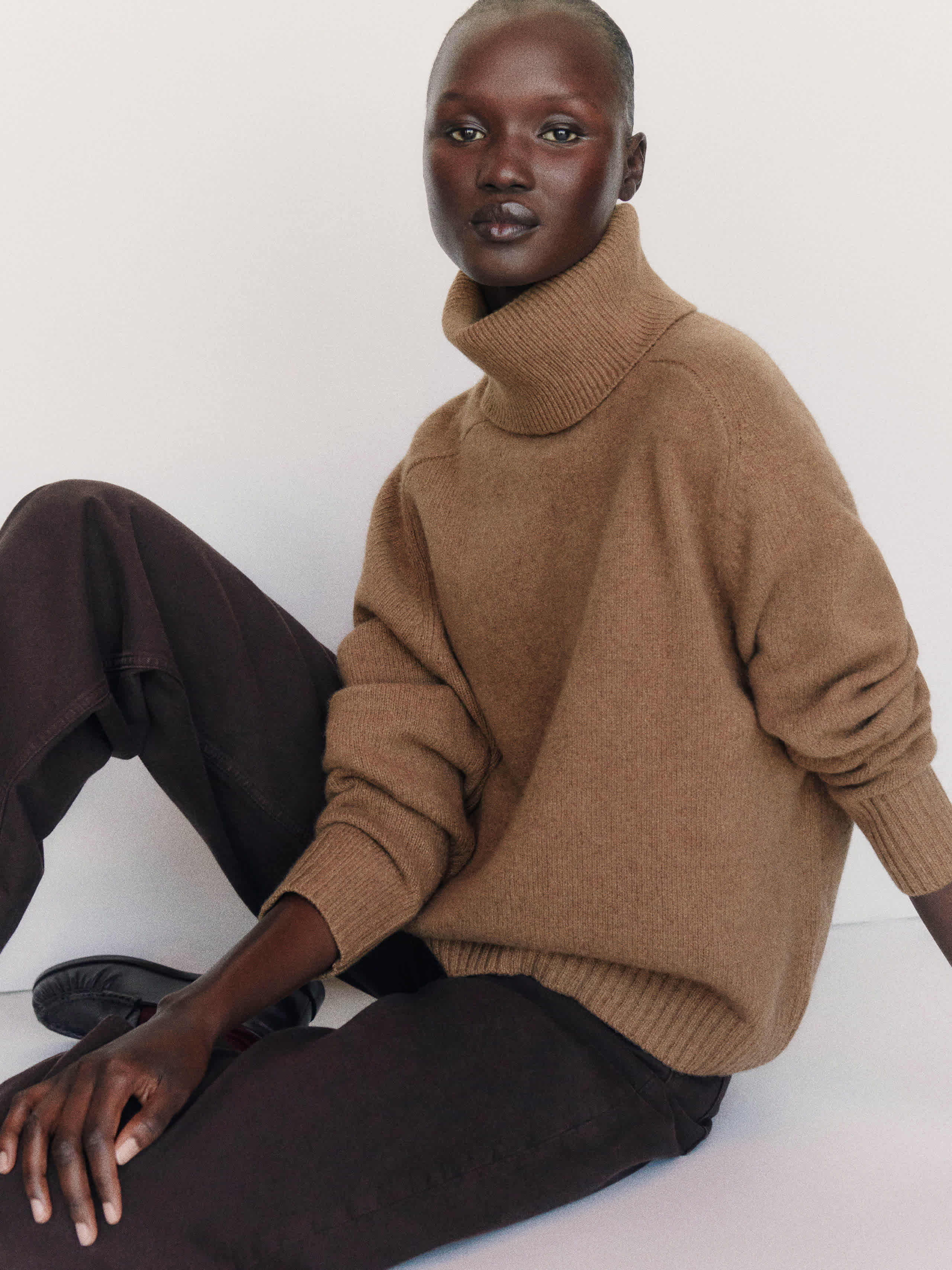 REFORMATION dove cashmere oversized turtleneck