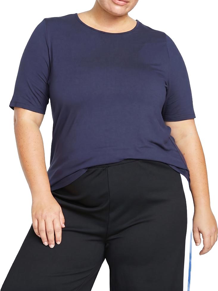 UNIVERSAL STANDARD Universal Standard Lily Liquid Jersey Crew Neck Stovepipe Tee