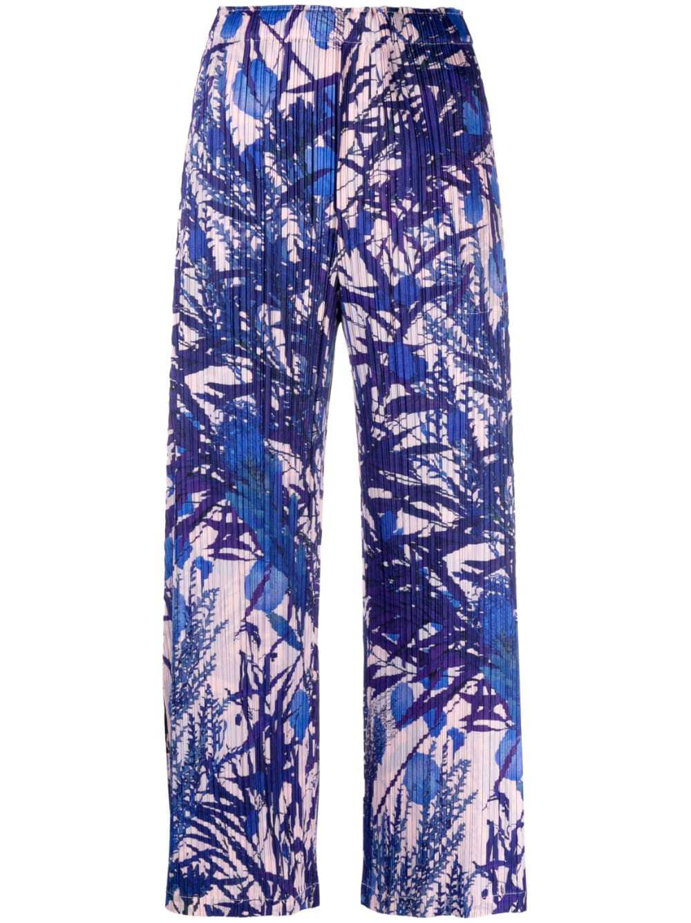 Buy Issey Miyake Pleated Botanical Print Cropped Trousers - Blue At 13% ...