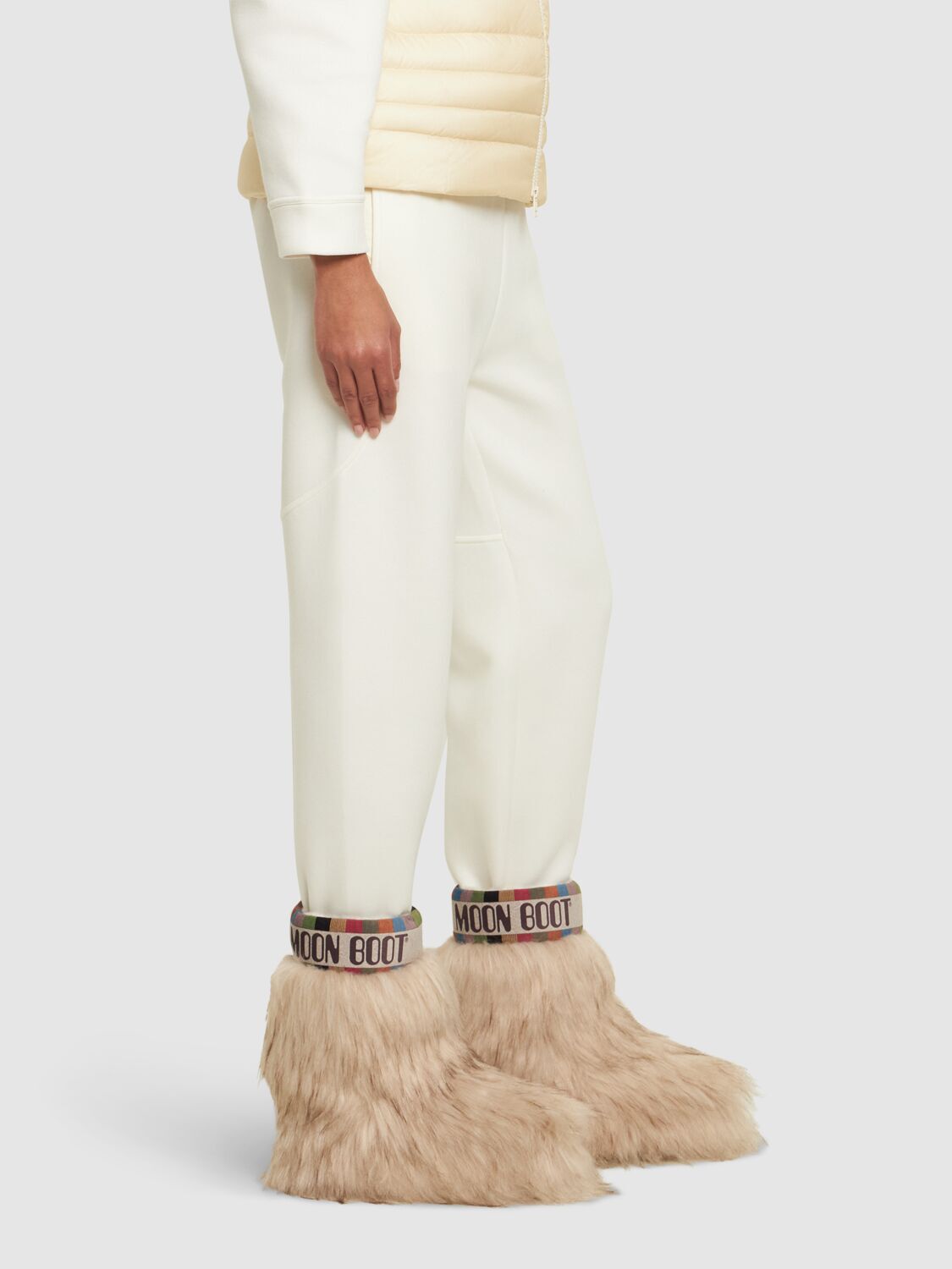 Moon Boot Mid Icon Yeti Boots - Beige | Editorialist
