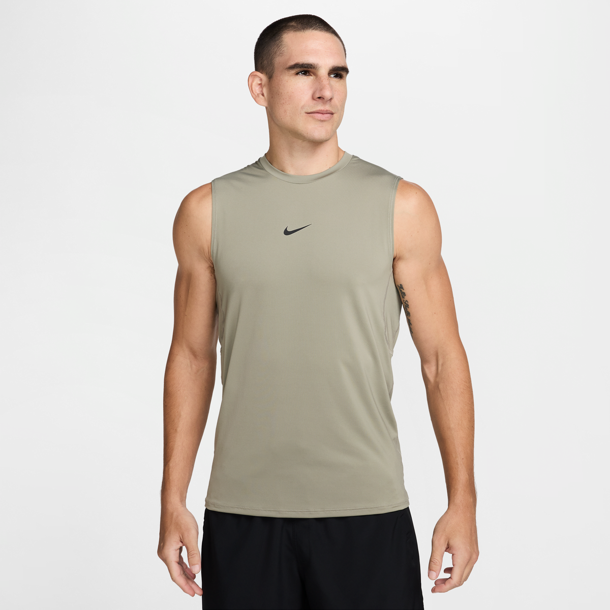 Nike Pro Dri-Fit Slim Sleeveless Top - Green | Editorialist