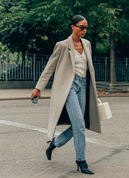 8 Best Minimalist Fashion Outfits: Chic Minimalist Looks for Women