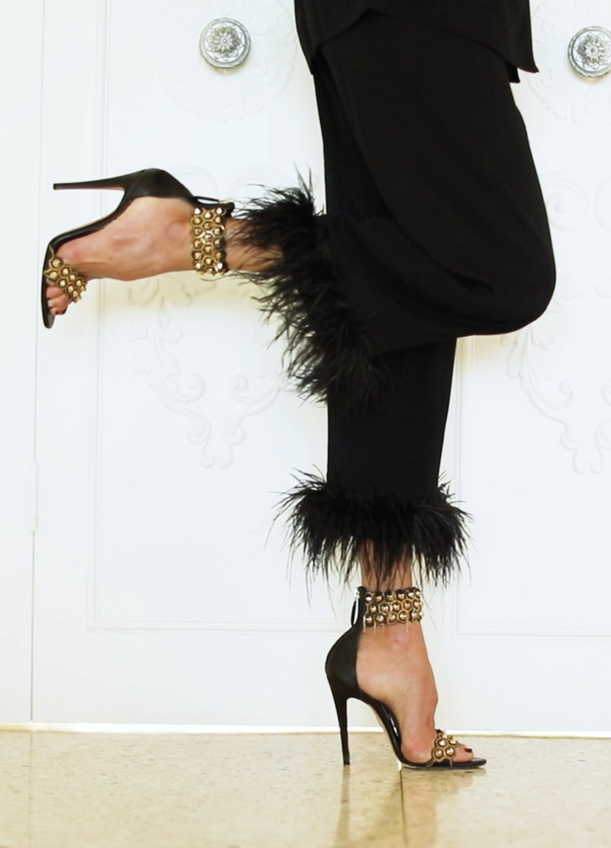 Erica Pelosini_Featured_V